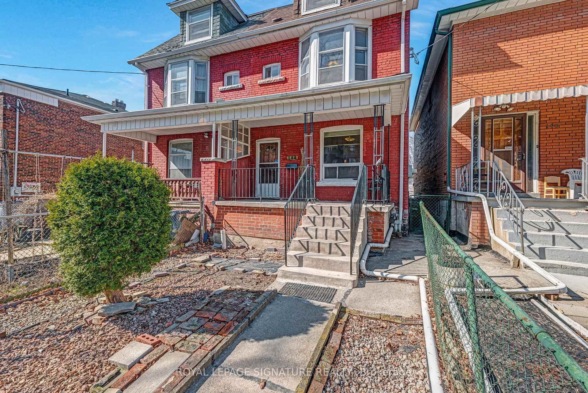 144 Denison Avenue, Toronto, ON M5T 2N3