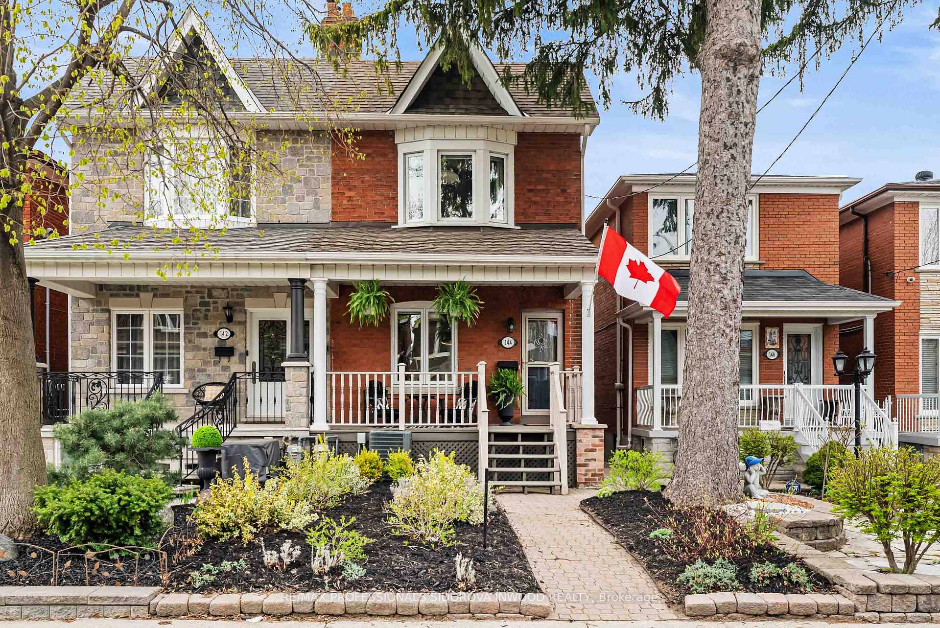 144 Nairn Avenue, Toronto, ON M6E 4H1
