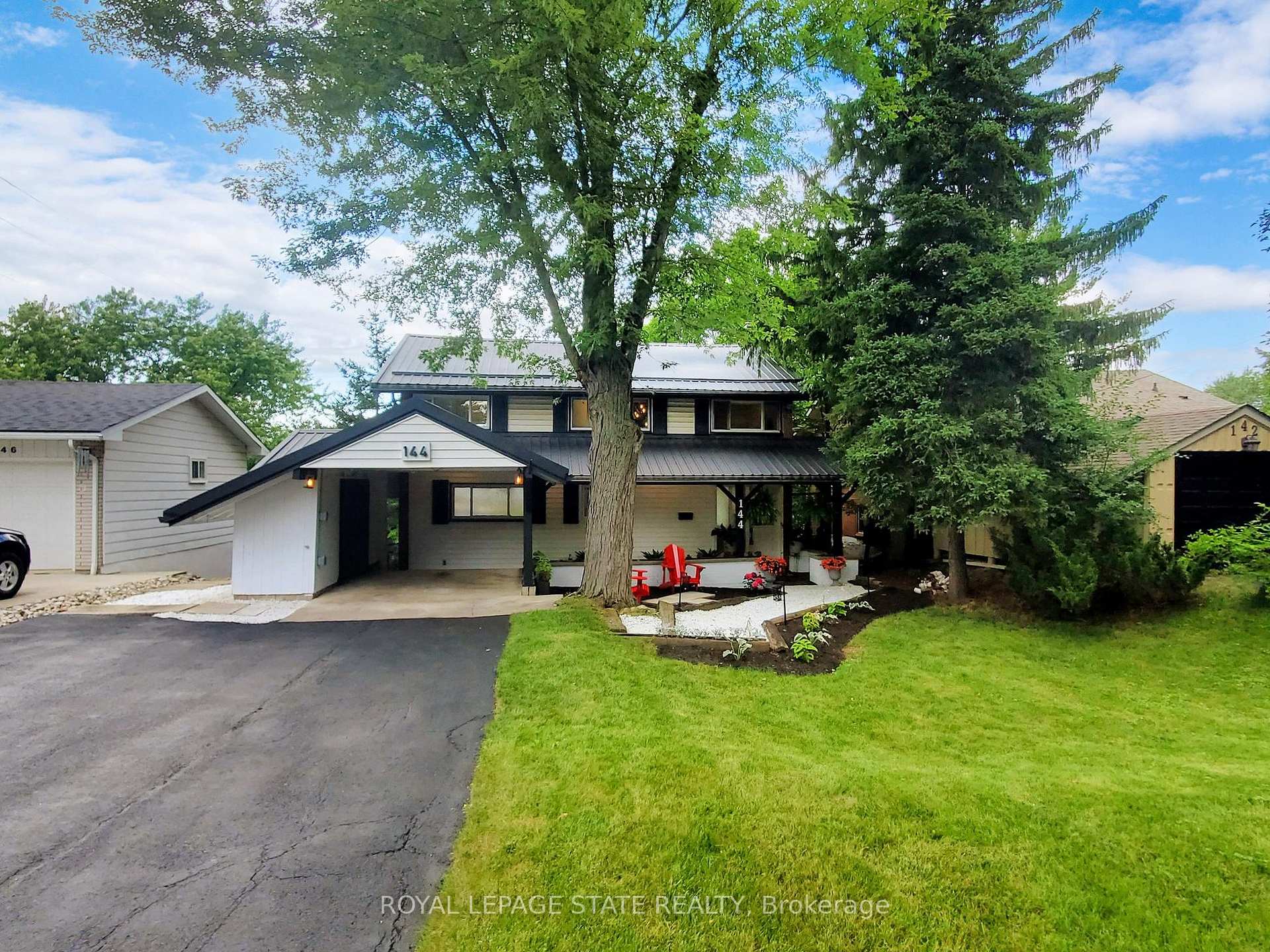 144 Old Ancaster Road, Hamilton, ON L9H 3R4