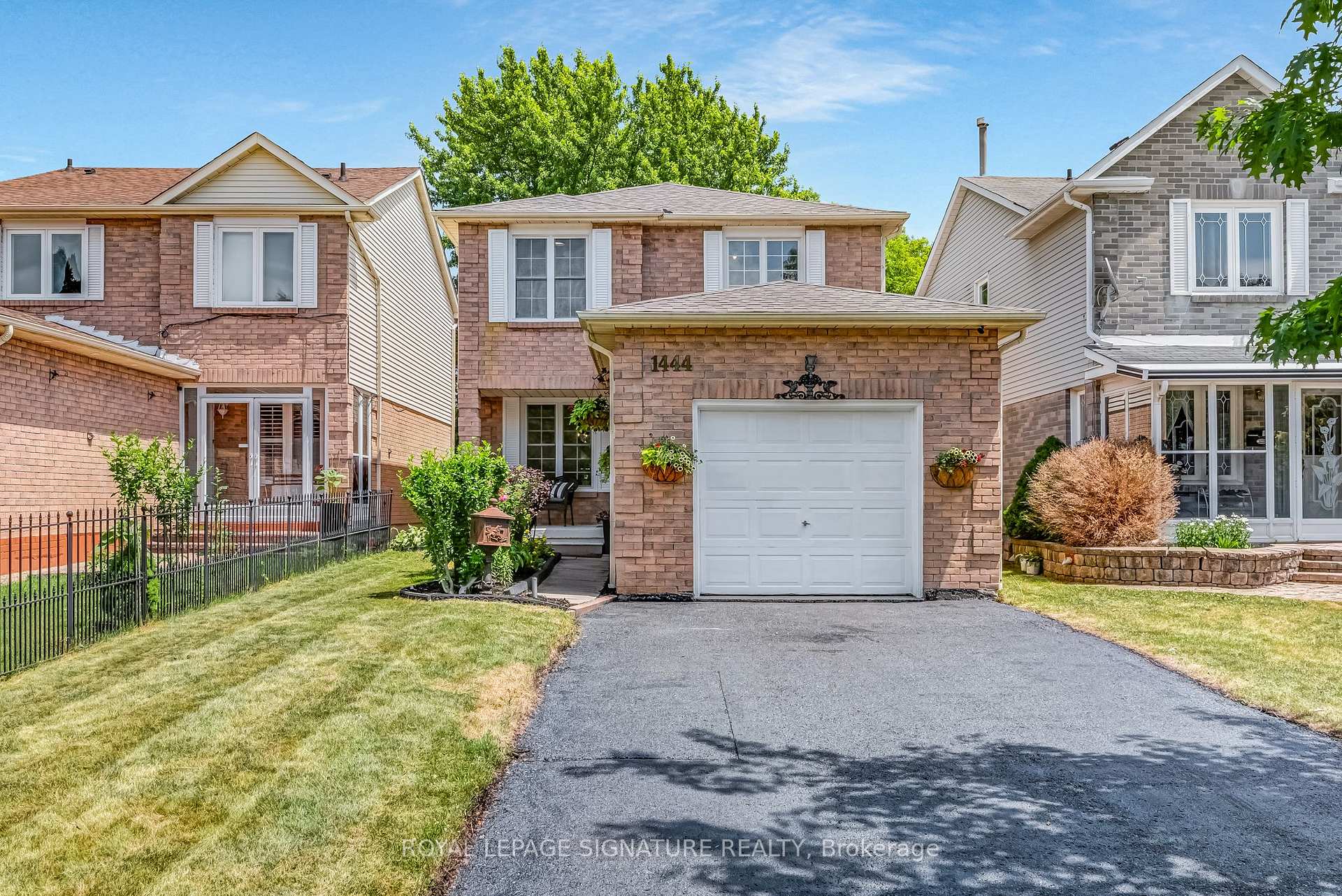 1444 Anton Square, Pickering, ON L1V 5S9