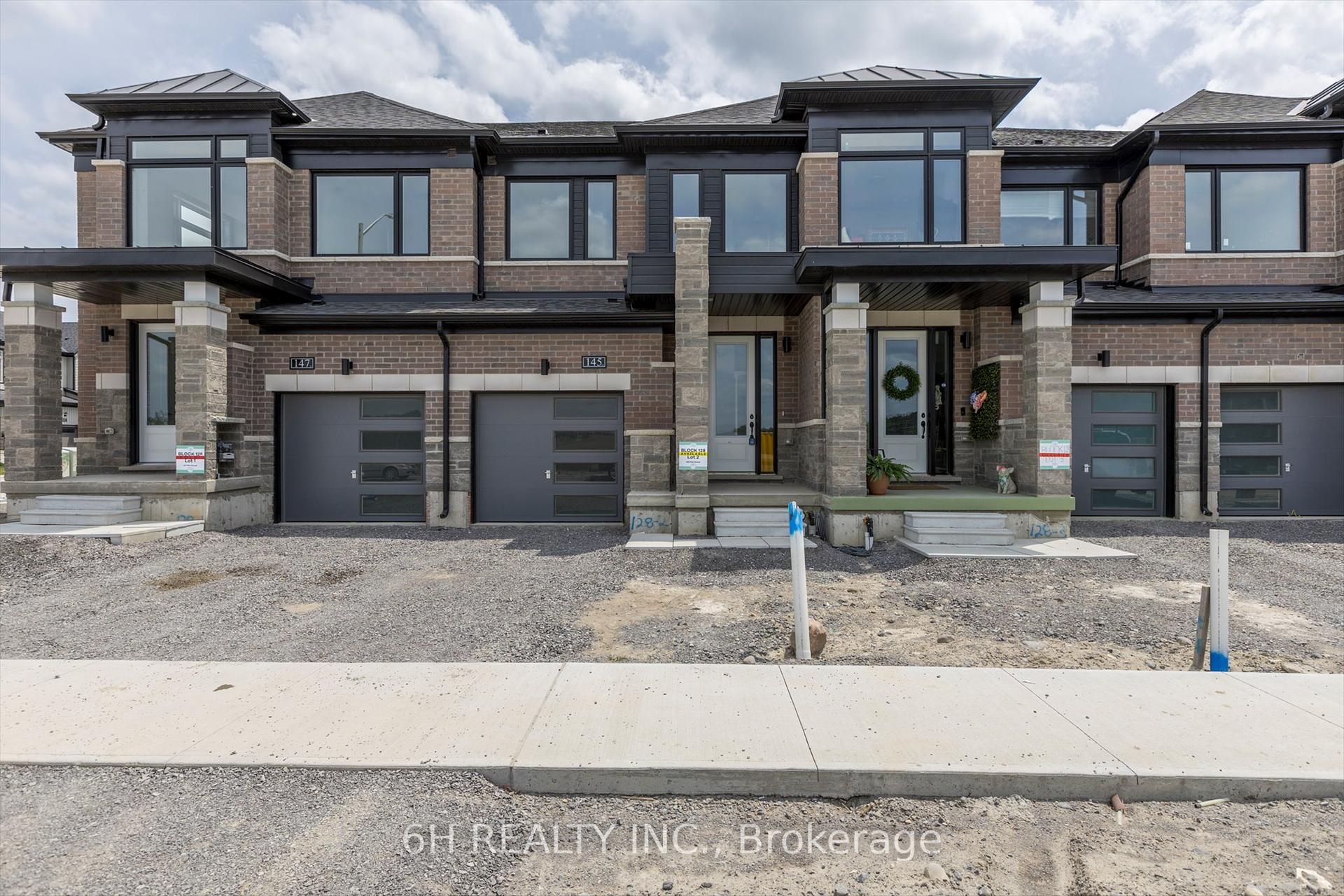 145 Pike Street, Peterborough North, ON K9K 0J5