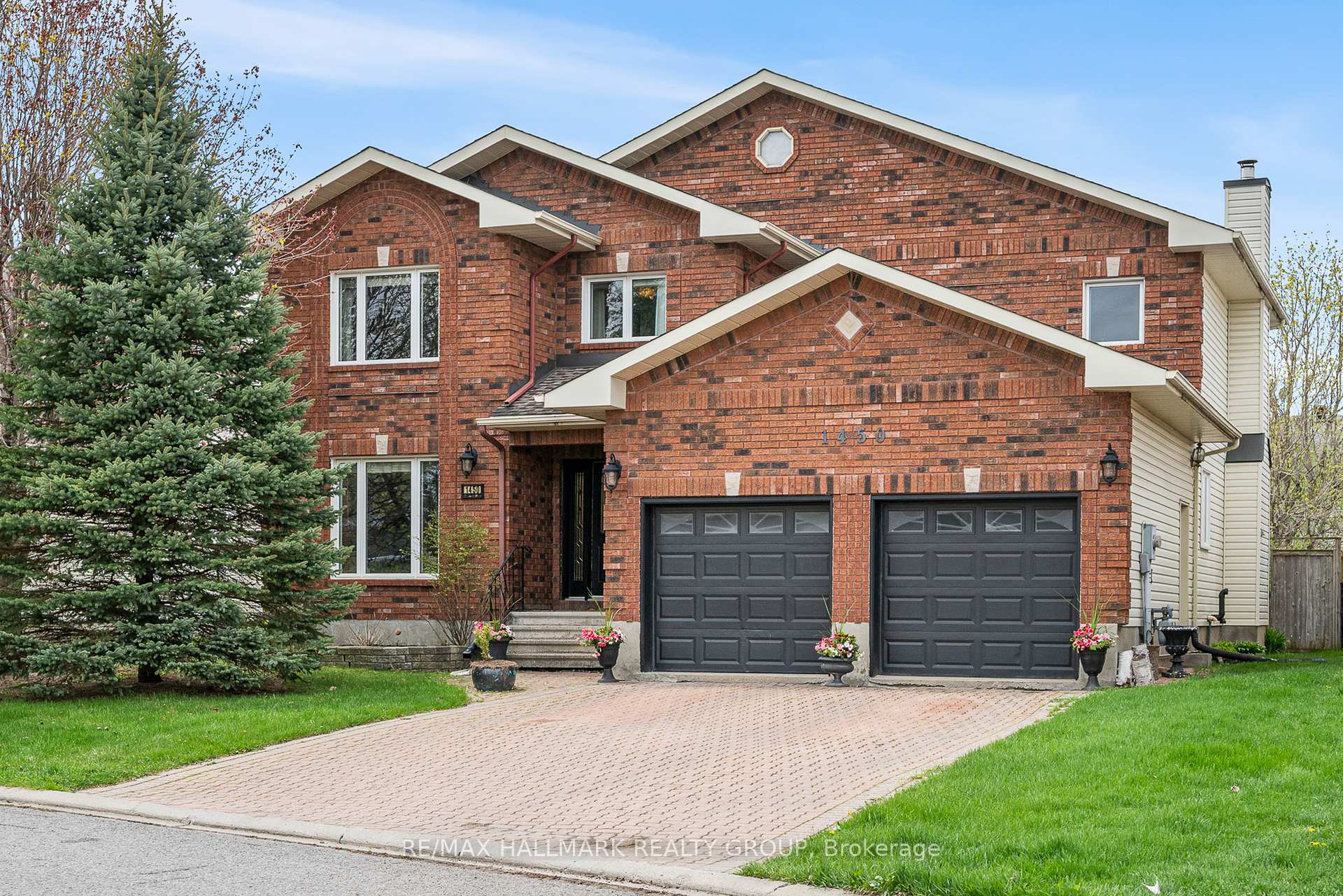 1450 Charlebois Avenue, Orleans - Cumberland and Area, ON K1E 3W5