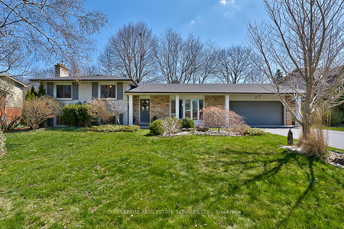 1454 Willowdown Road, Oakville, ON L6L 1X3