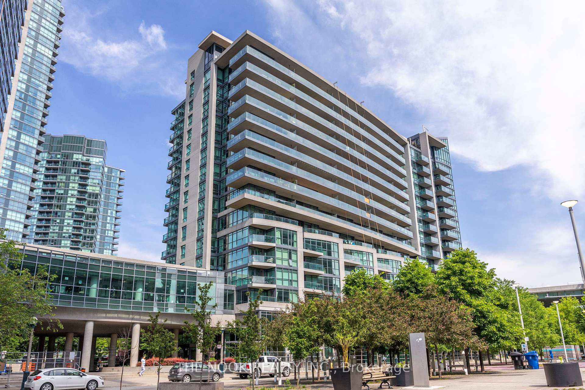 1468 - 209 Fort York Boulevard, Toronto, ON M5V 4A1