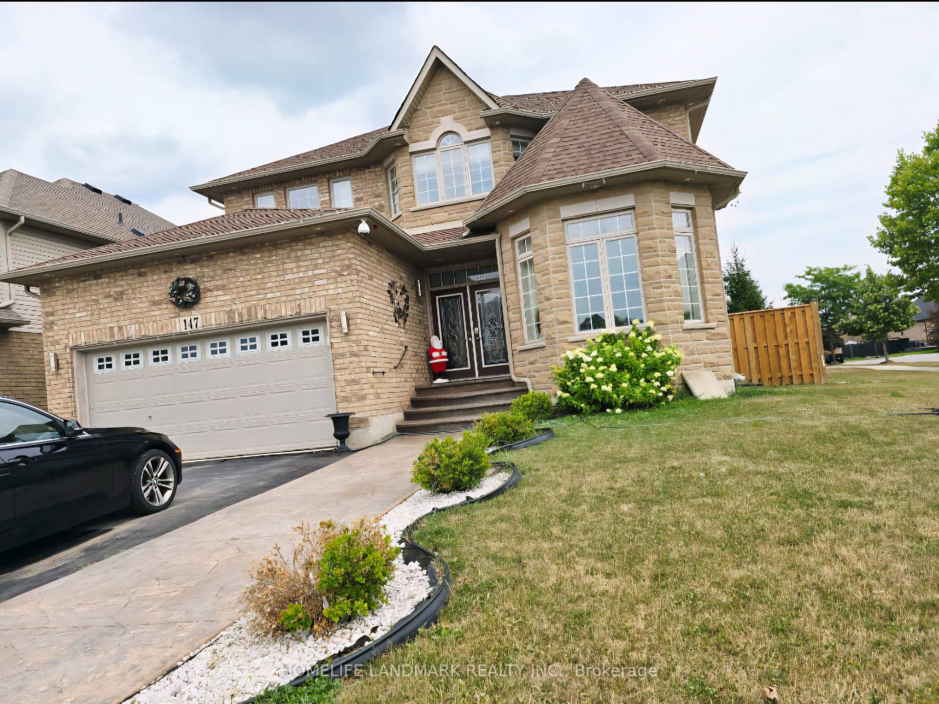 147 Bocelli Crescent, Hamilton, ON L0R 1P0