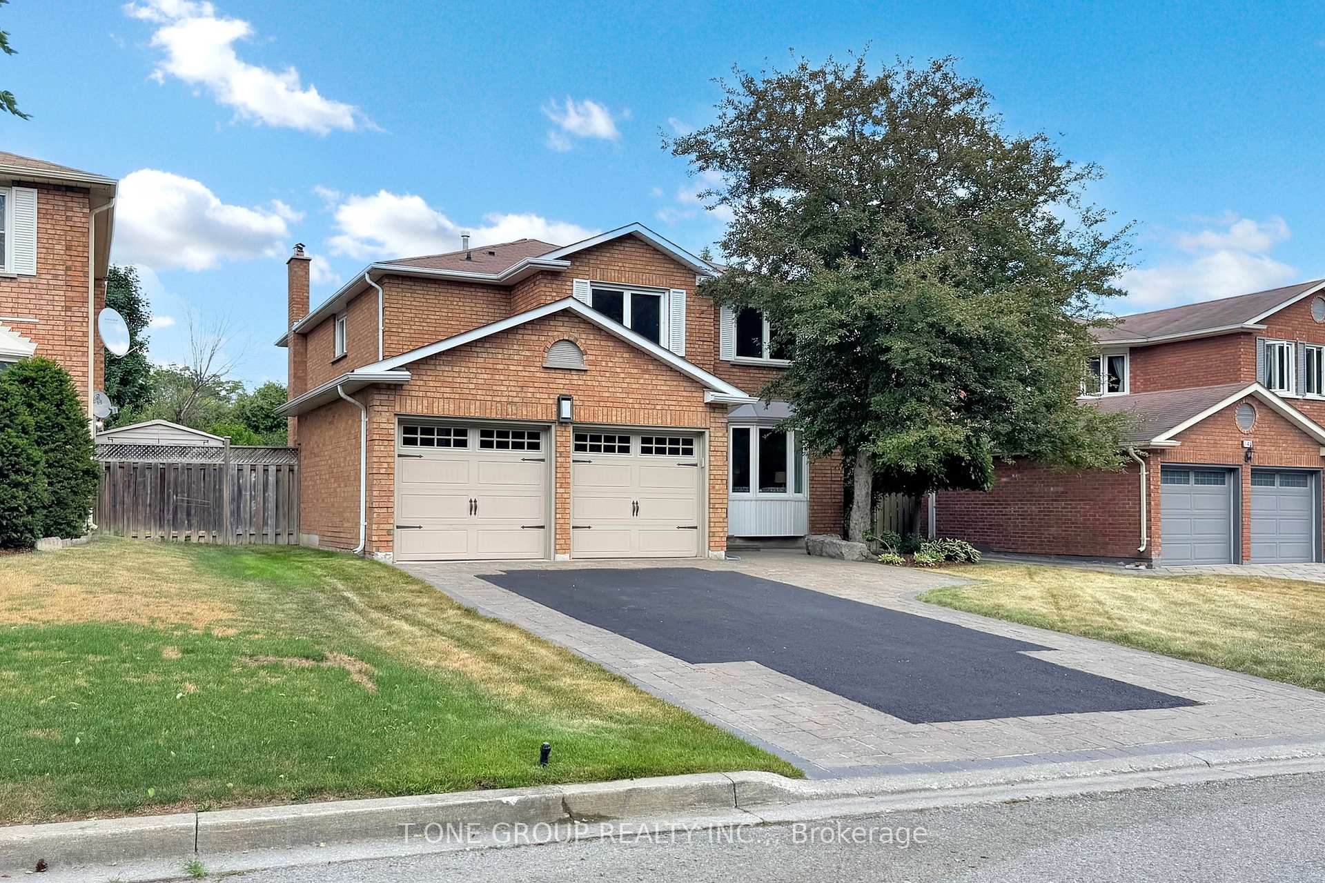 147 Lyndhurst Drive, Markham, ON L3T 6R6