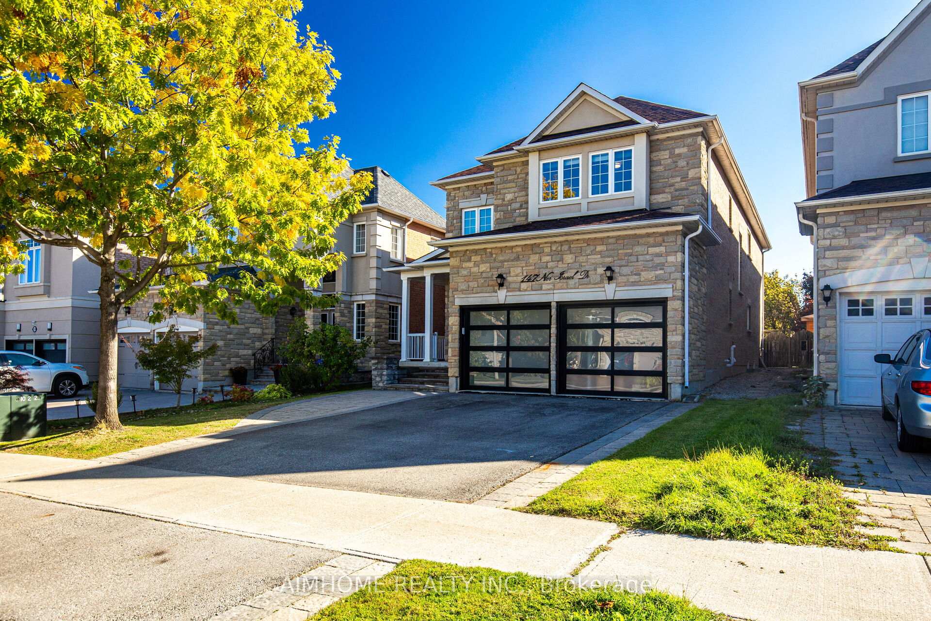 147 Ner Israel Drive, Vaughan, ON L4J 8Z7