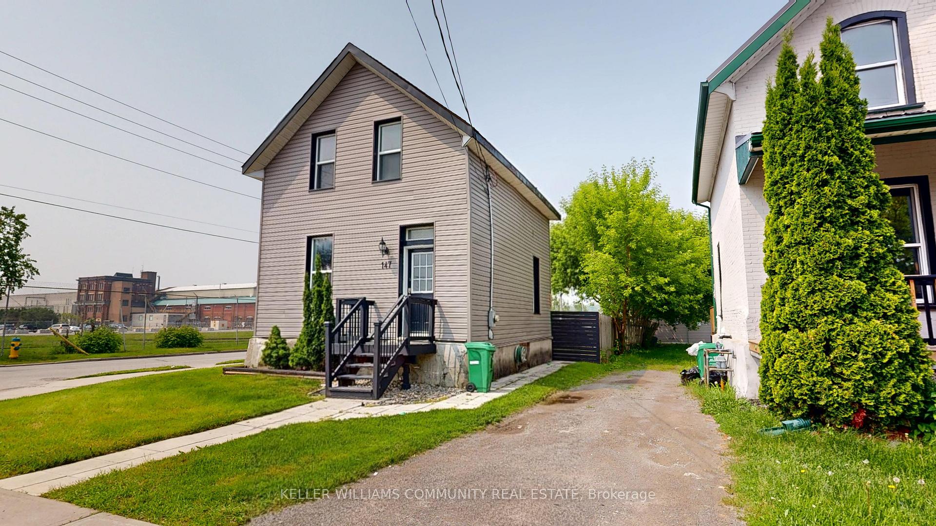 147 Park Place, Peterborough Central, ON K9J 3V8