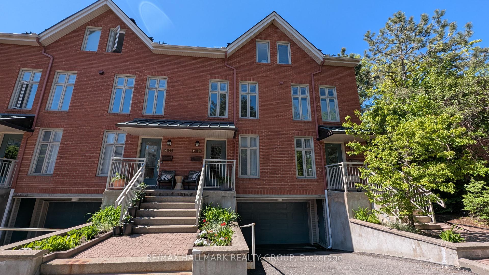 15 - 20 Charlevoix Street, Vanier and Kingsview Park, ON K1L 8K5
