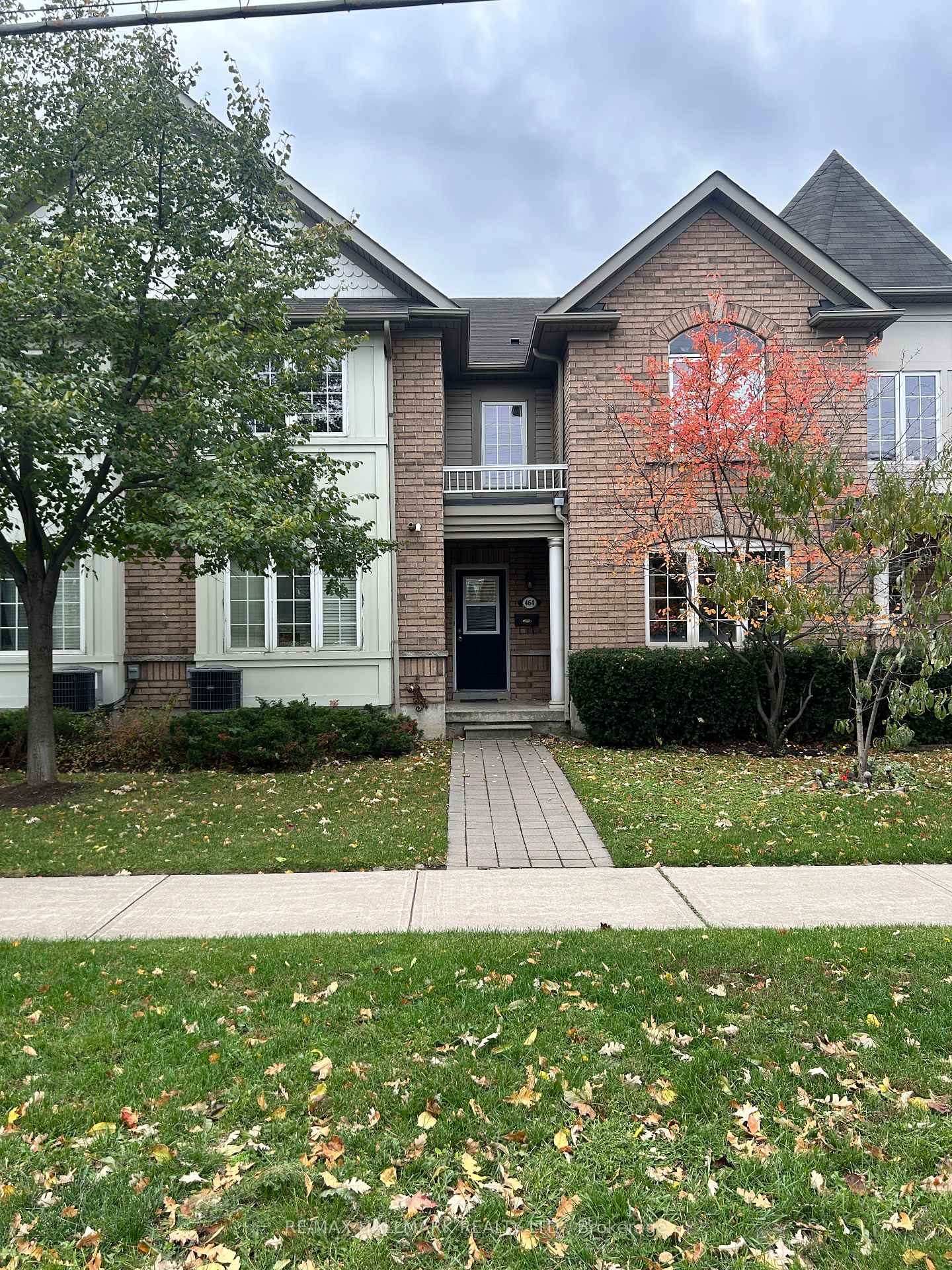15 - 464 Beach Boulevard, Hamilton, ON L8H 6X2
