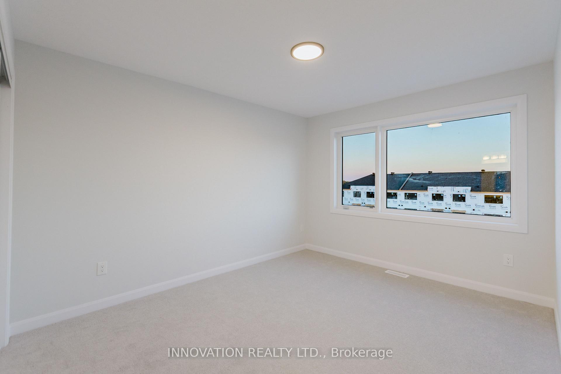 15-801 Glenroy Gilbert Drive, Barrhaven, ON K2J 5R6