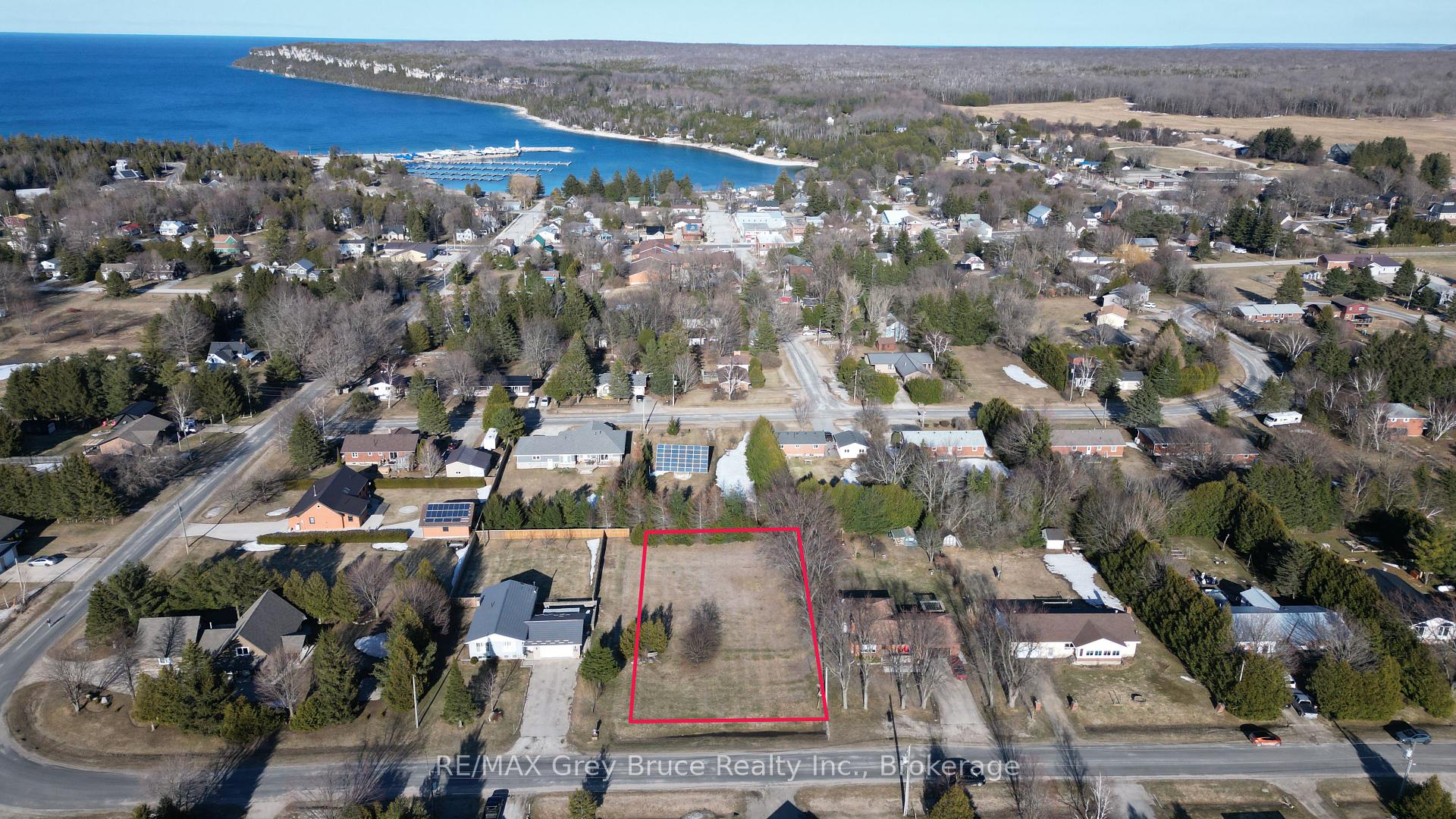 15 Bayfield Street, Northern Bruce Peninsula, ON N0H 1W0