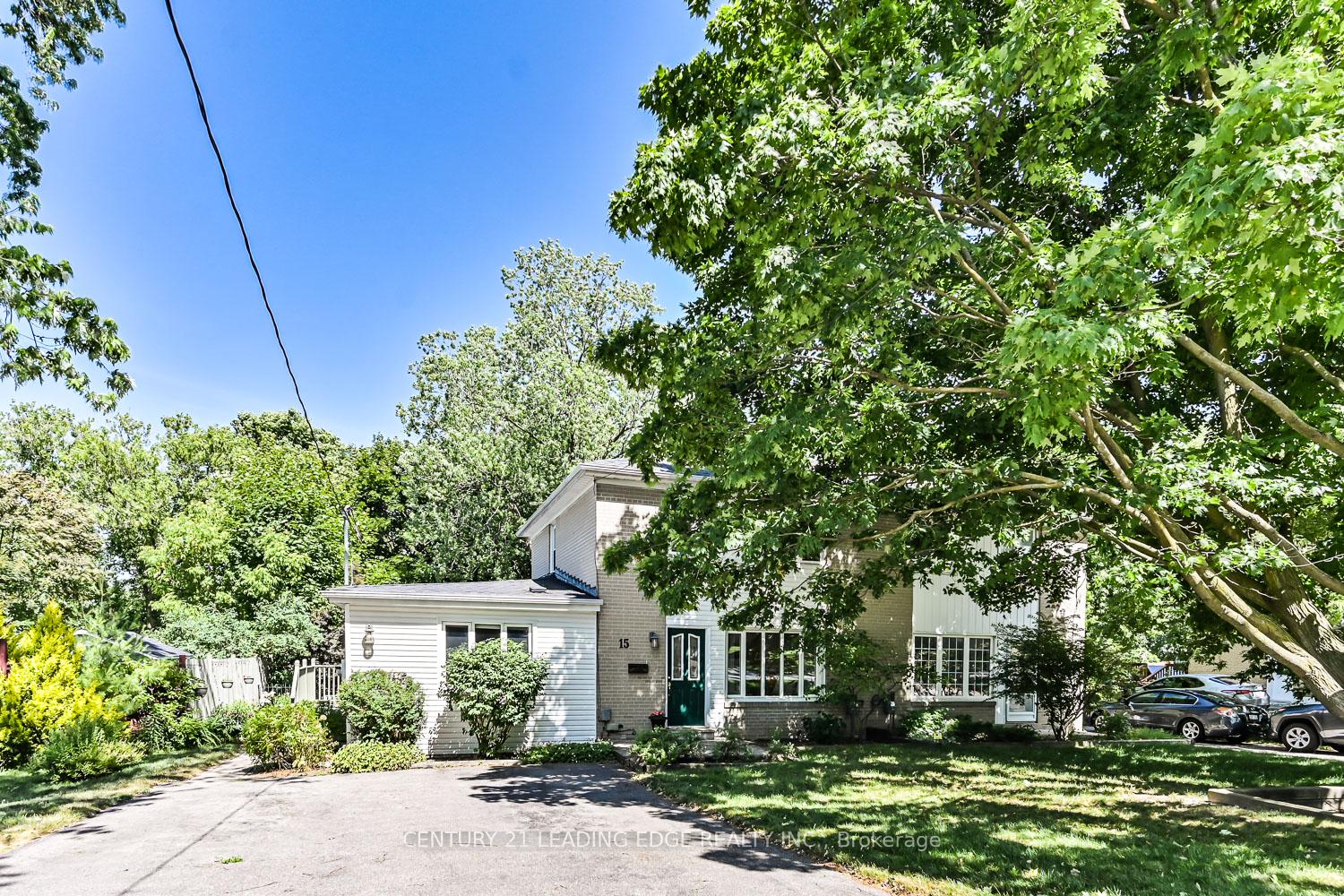 15 Elizabeth Street, Markham, ON L3P 2B3