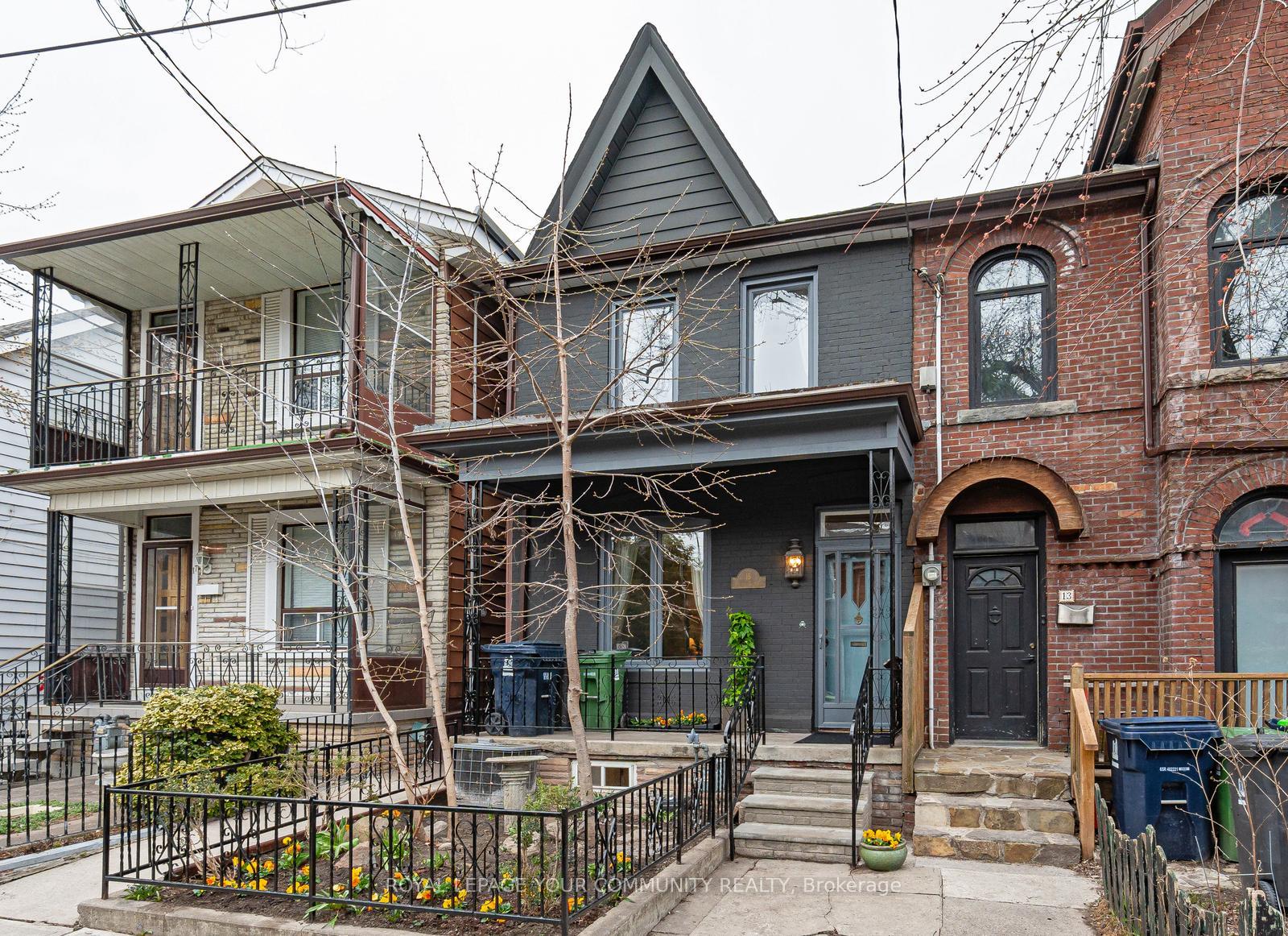 15 Euclid Avenue, Toronto, ON M6J 2J5