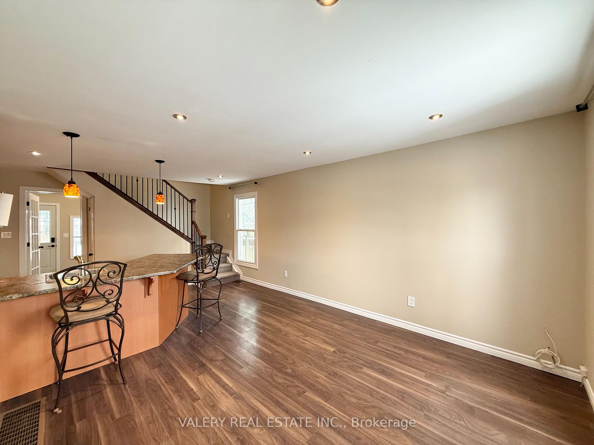 15 Forbes Street, London South, ON N6J 1L2
