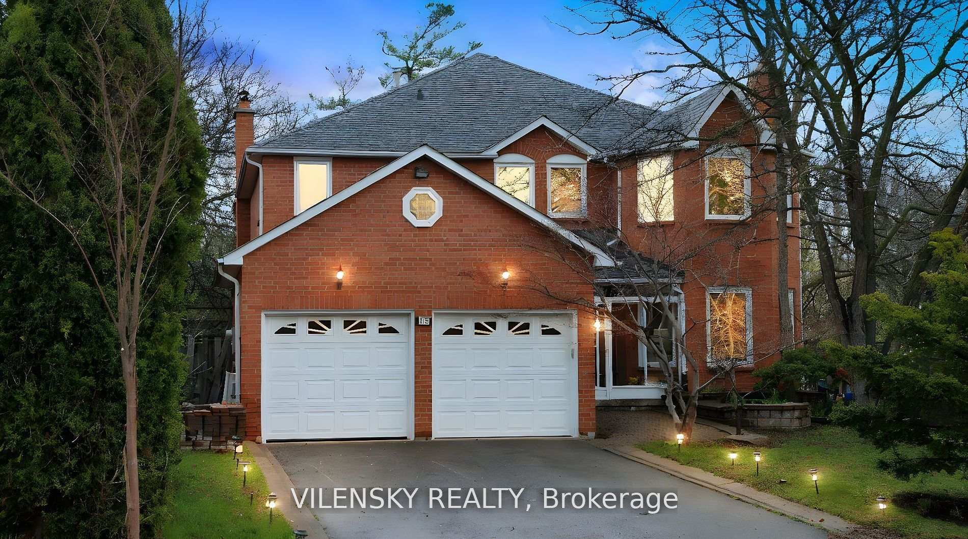15 Hart Street, Richmond Hill, ON L4C 8X2