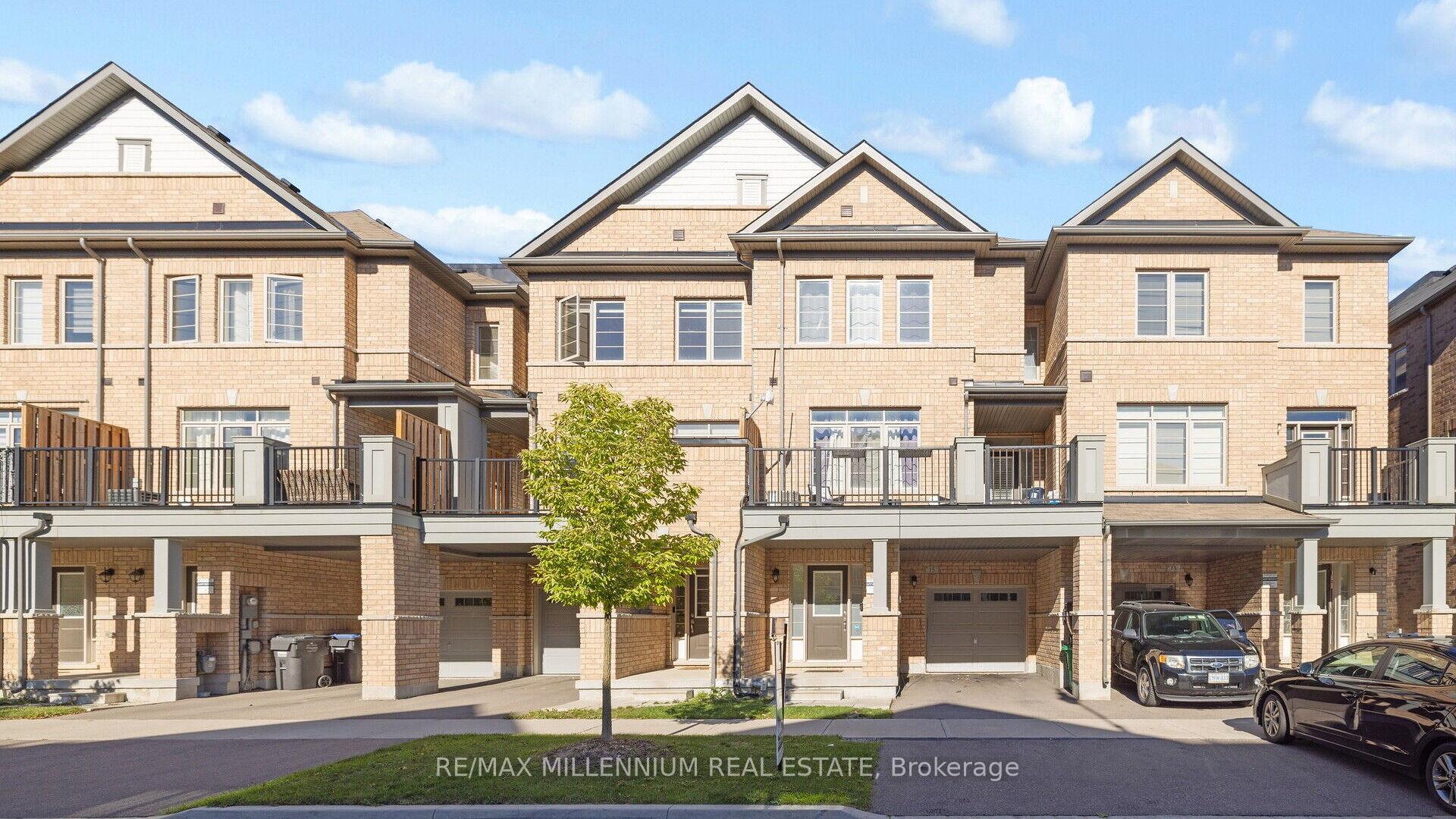 15 Haymarket Drive, Brampton, ON L7A 5C3