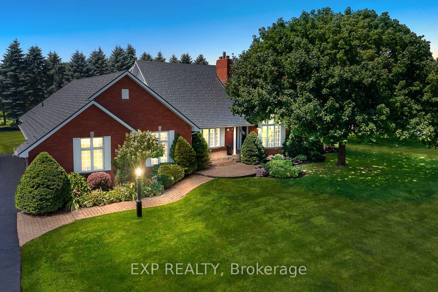 15 Hockaday Court, Clarington, ON L0B 1J0