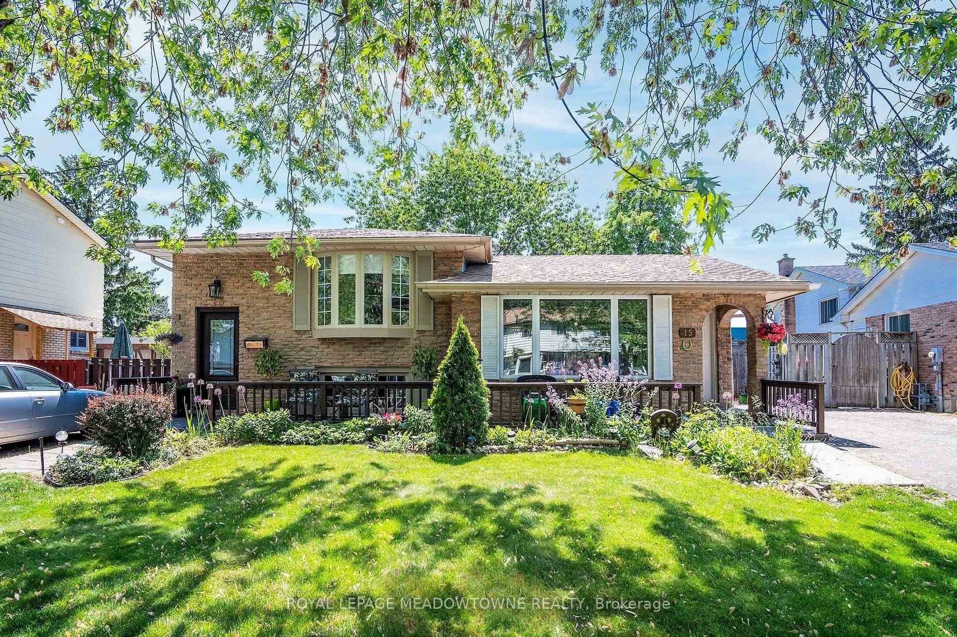 15 Lafayette Drive, St. Catharines, ON L2N 6C1