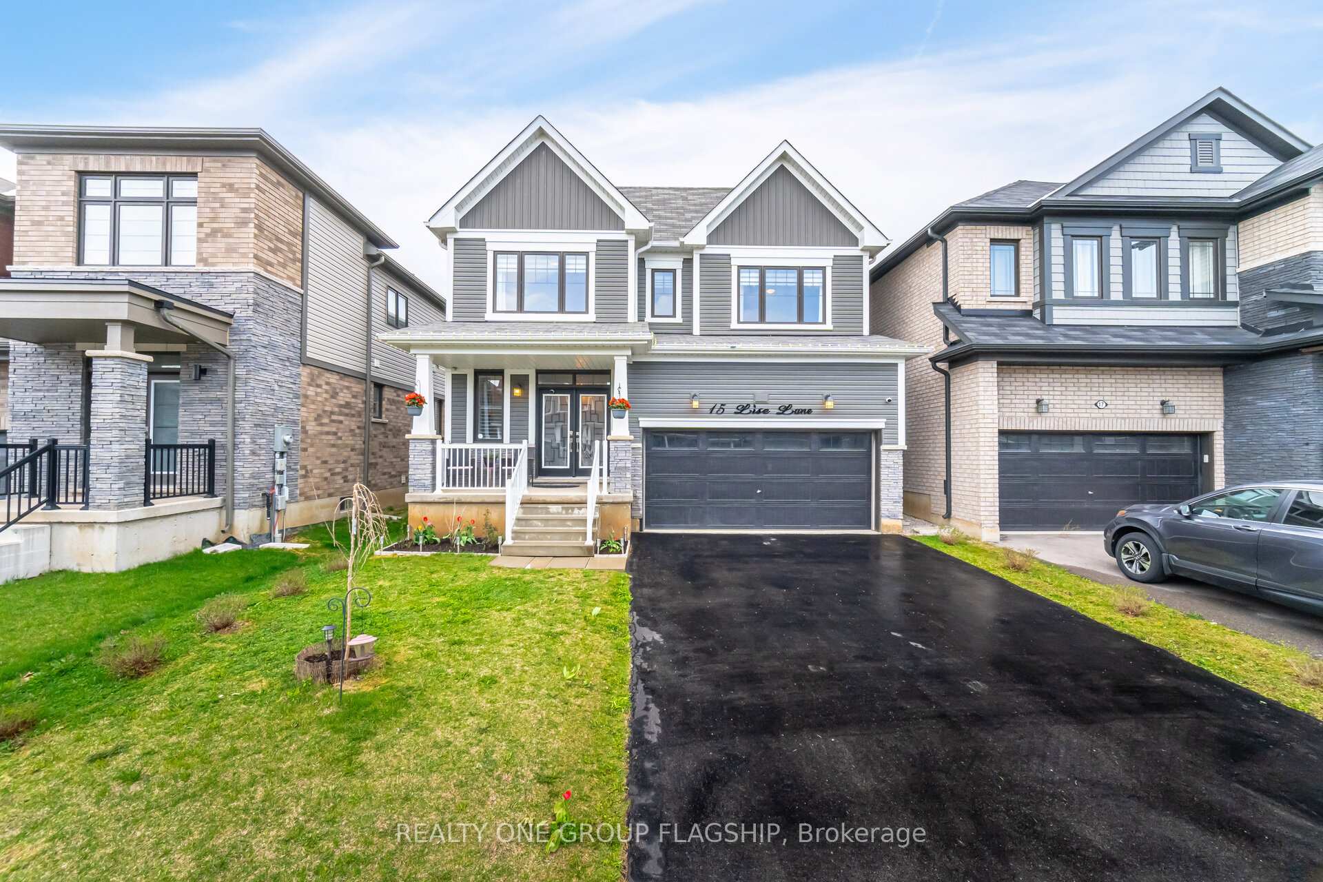 15 Lise Lane, Haldimand, ON N2W 0C7
