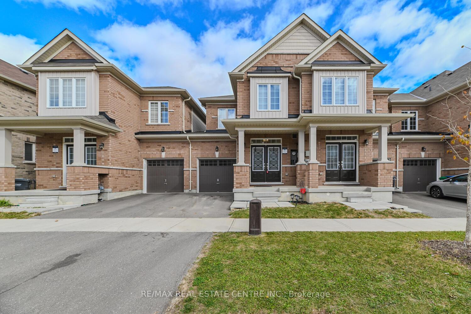 15 Oleary Road, Brampton, ON L7A 4X1