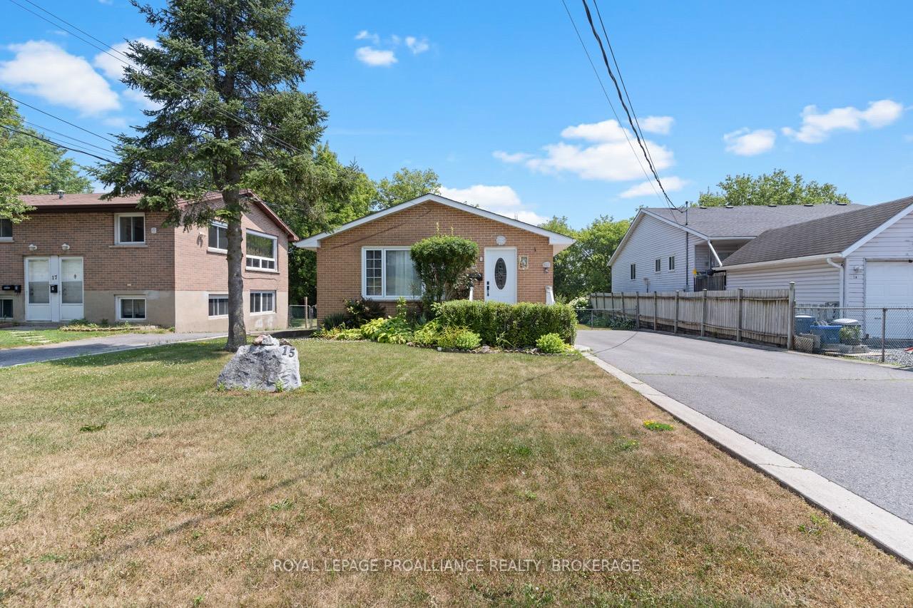 15 Shaw Street, Kingston, ON K7K 4Y5