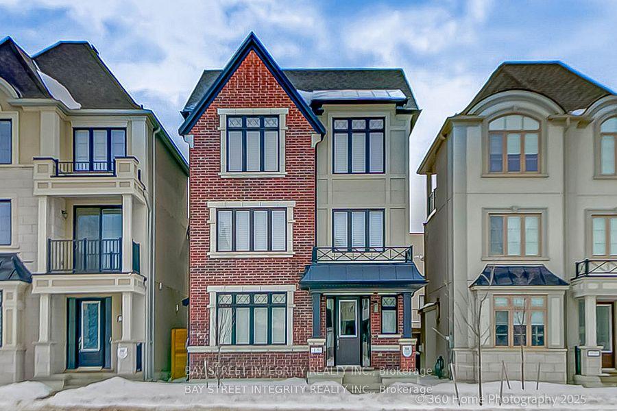 15 York Downs Boulevard, Markham, ON L6C 3J5