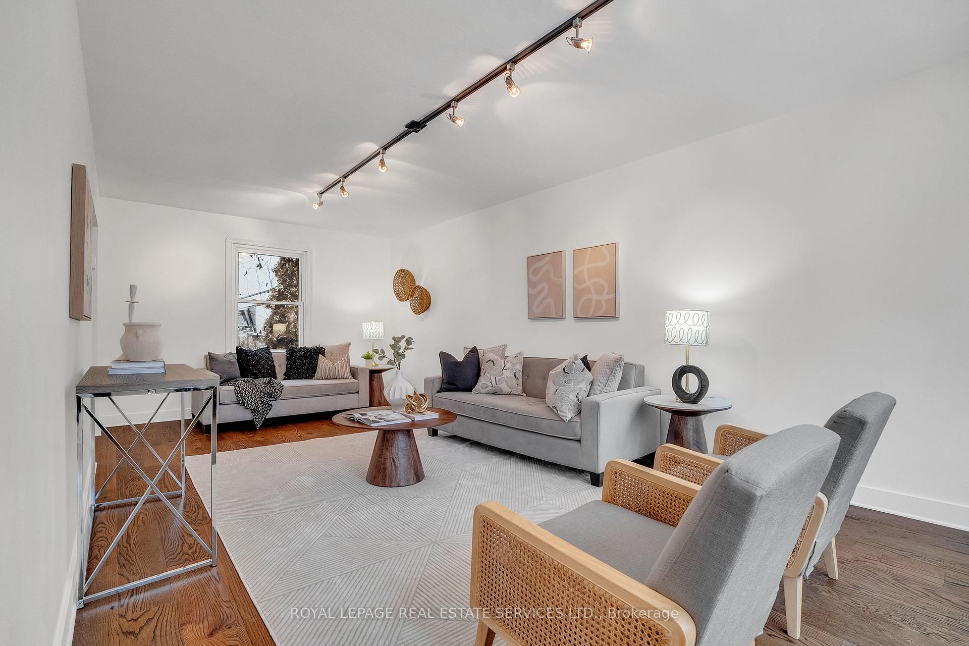 150 Hamilton Street, Toronto, ON M4M 2E1