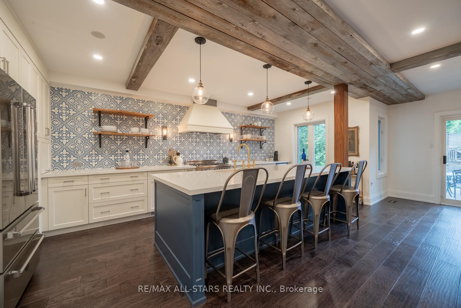 150 Park Drive, Whitchurch-Stouffville, ON L4A 1J6
