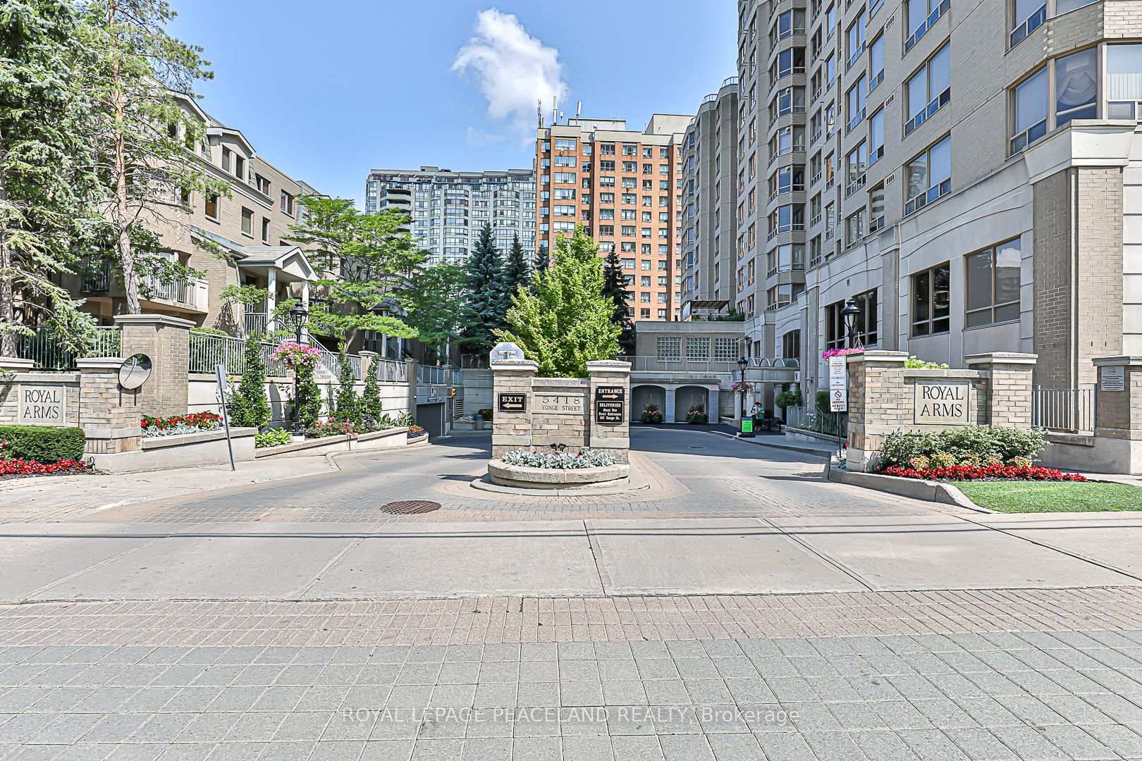 1502 - 5418 Yonge Street, Toronto, ON M2N 6X4