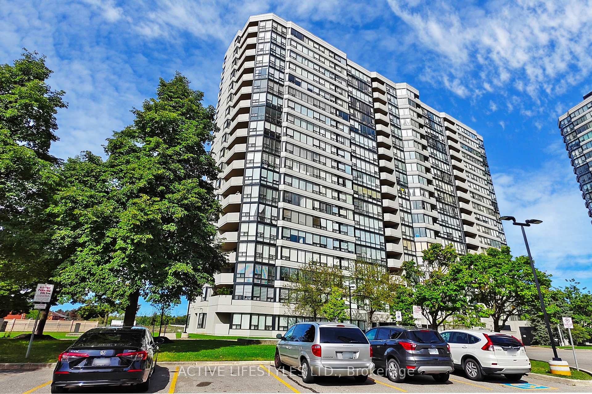 1503 - 350 Rathburn Road W, Mississauga, ON L5B 3Y2