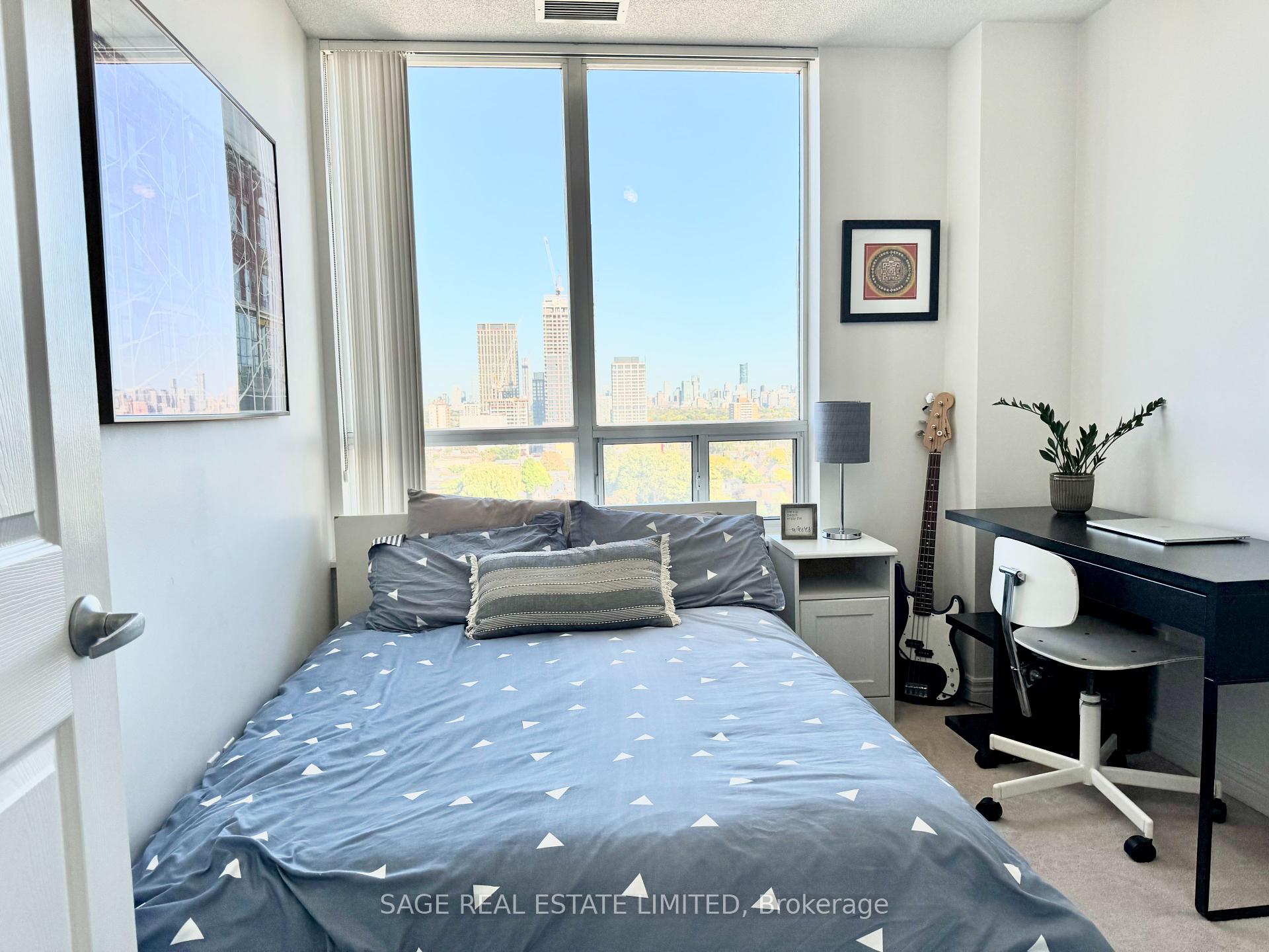 1504 - 1369 Bloor Street, Toronto, ON M6P 4J4