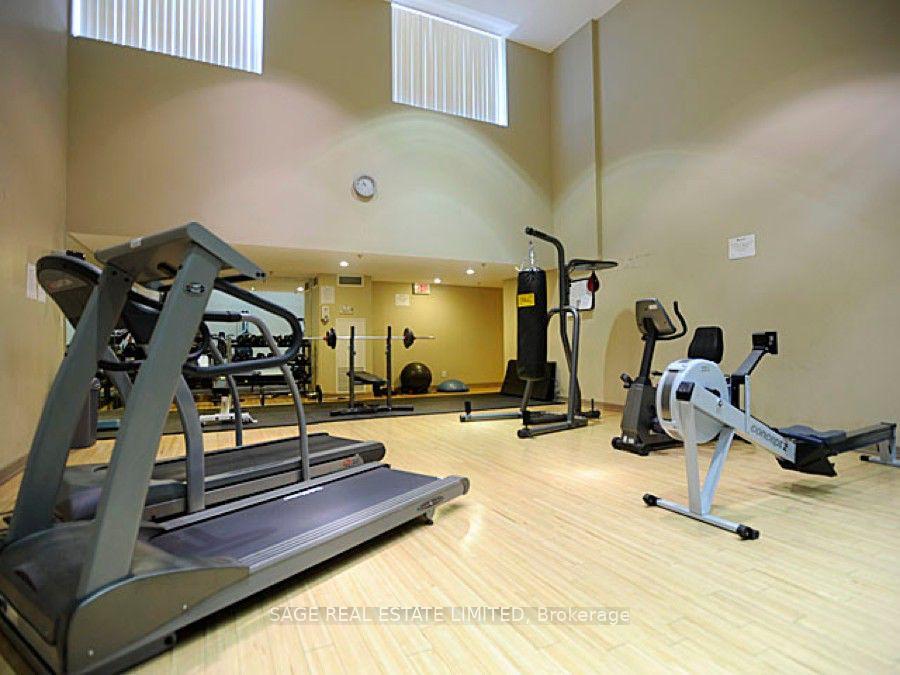 1504 - 1369 Bloor Street, Toronto, ON M6P 4J4