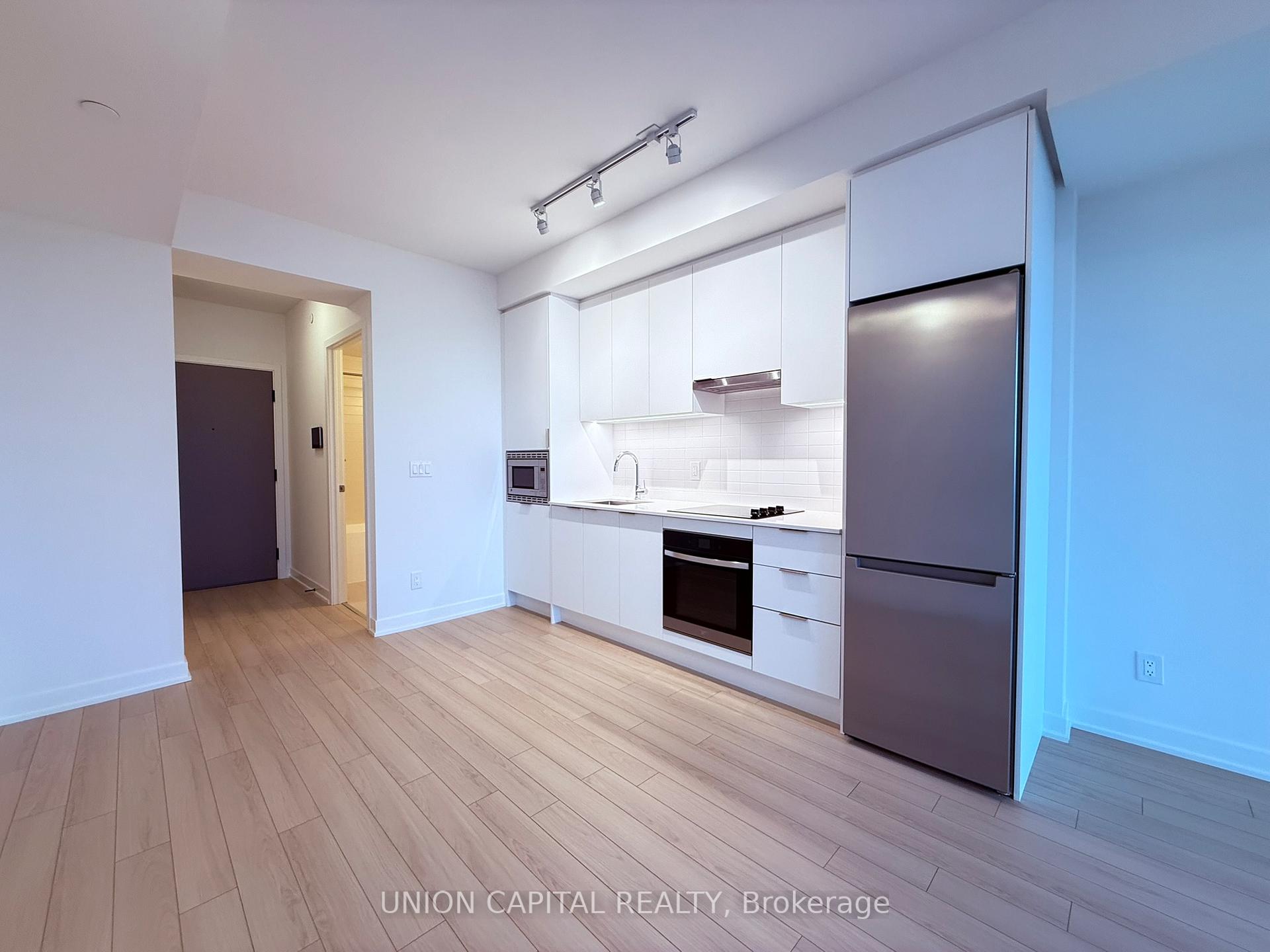 1506 - 3079 Trafalgar Road, Oakville, ON L6H 8C5