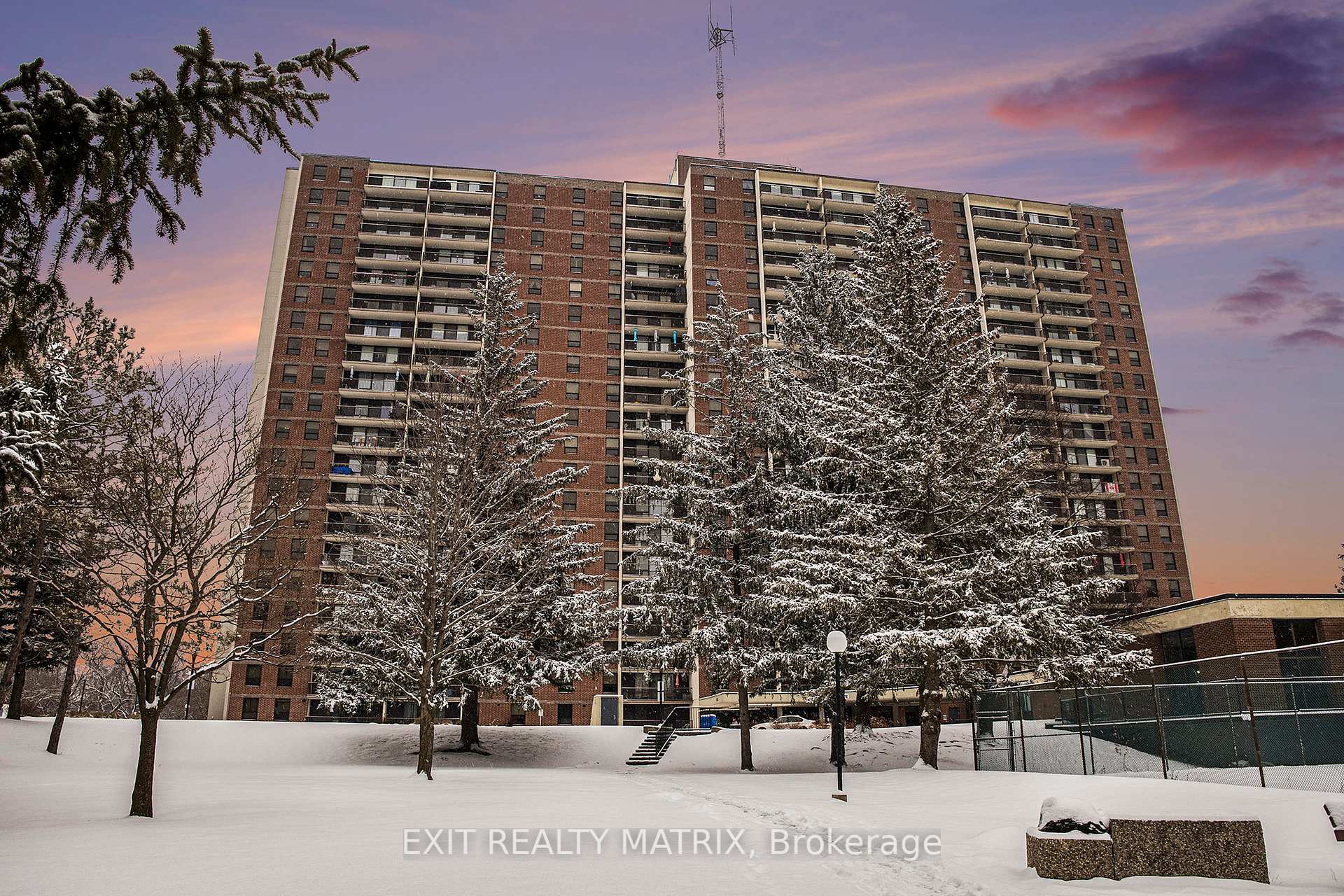 1507 - 665 Bathgate Drive, Overbrook - Castleheights and Area, ON K1K 3Y4