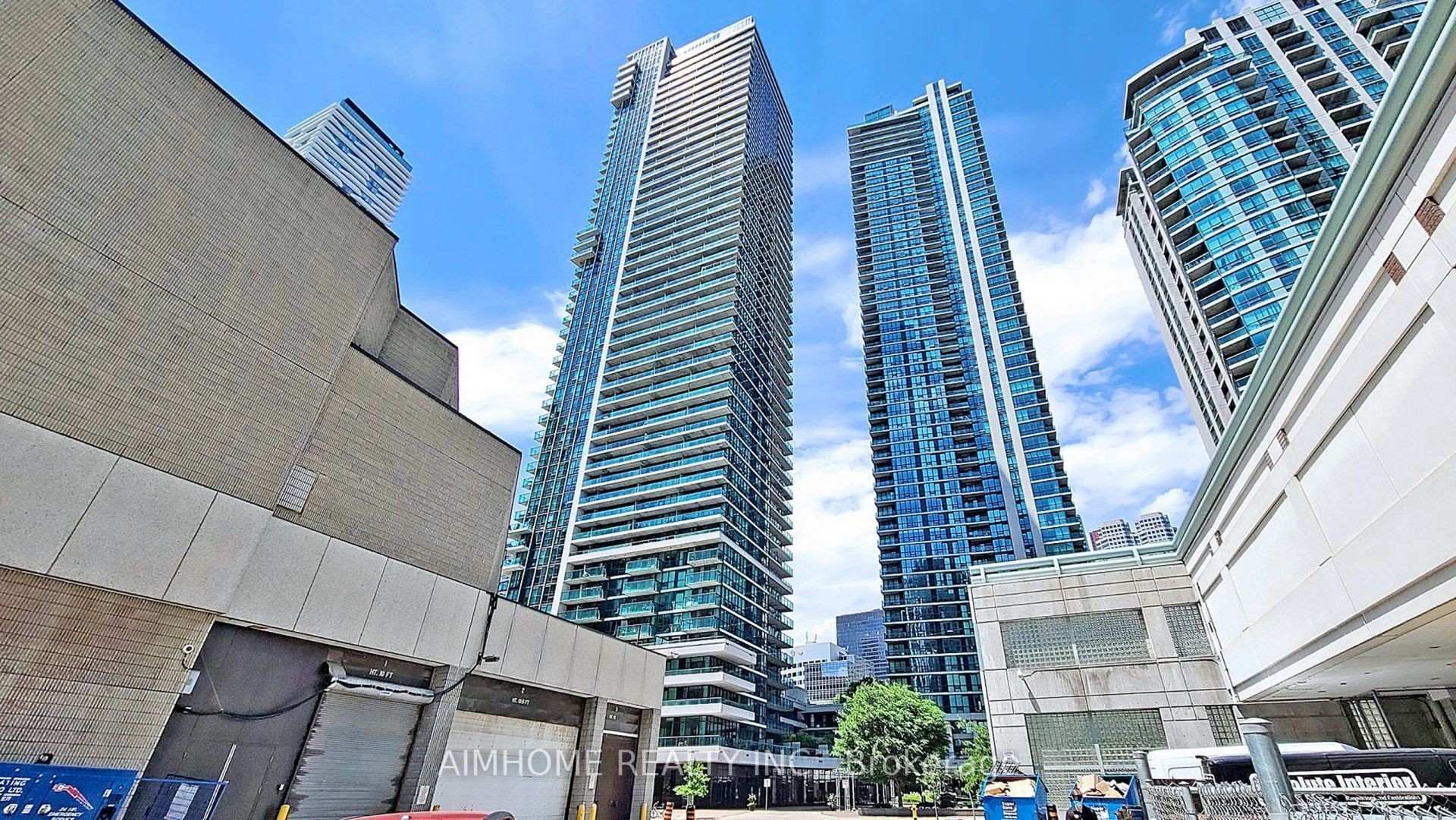 1508 - 33 Bay Street, Toronto, ON M5J 2Z3