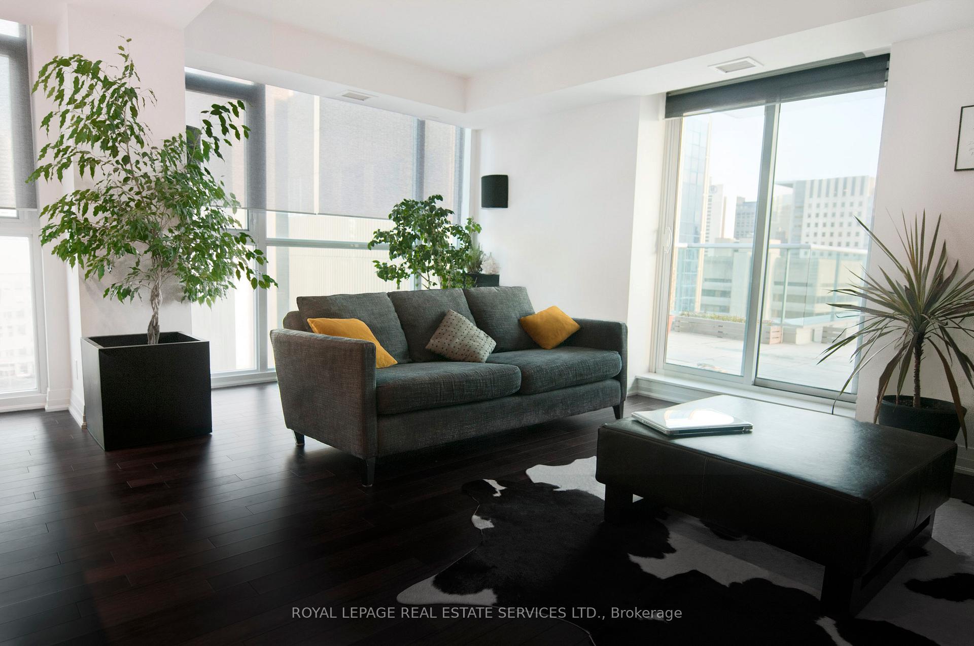 1508 - 96 St Patrick Street, Toronto, ON M5T 1V2