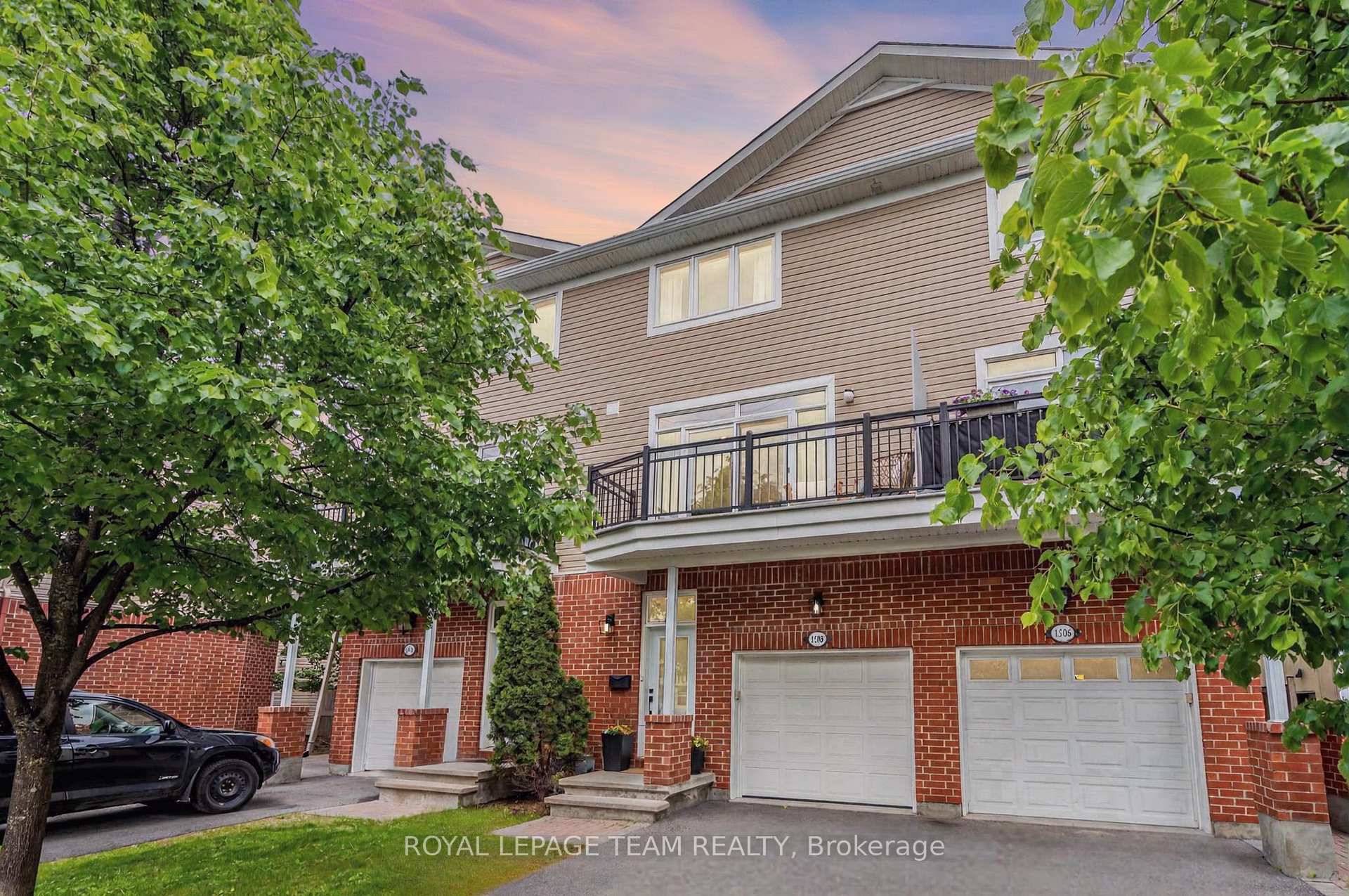 1508 Clementine Boulevard, Billings Bridge - Riverside Park and Area, ON K1H 8E9