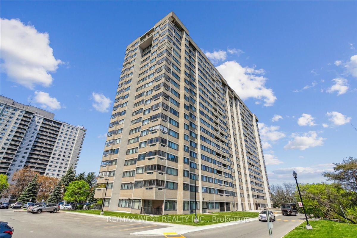 1509 - 50 Elm Drive, Mississauga, ON L5A 3X2