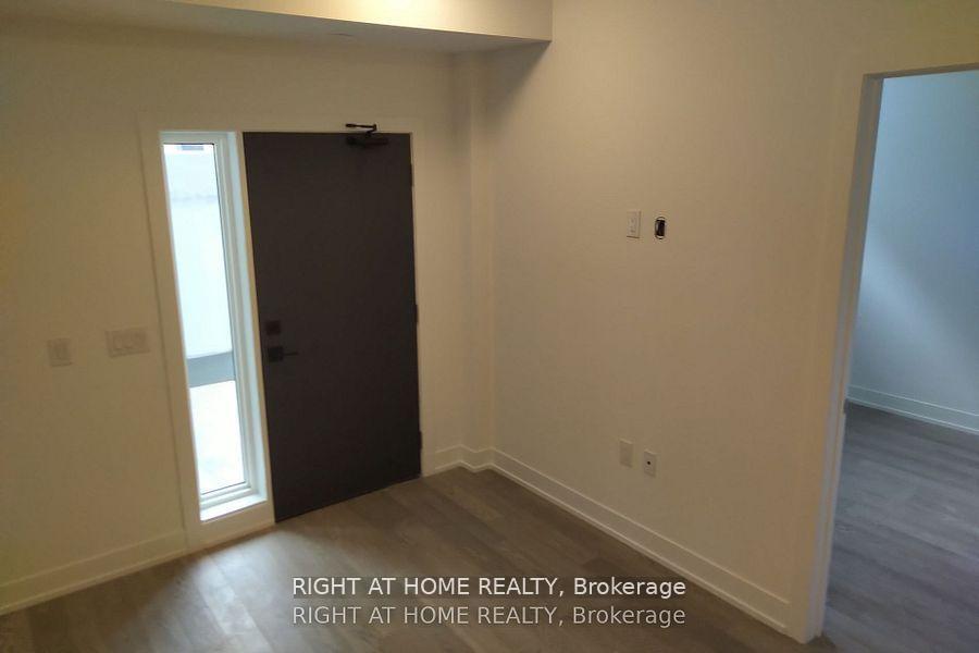 151 - 1075 Douglas Mccurdy Comm Court, Mississauga, ON L5G 0C6