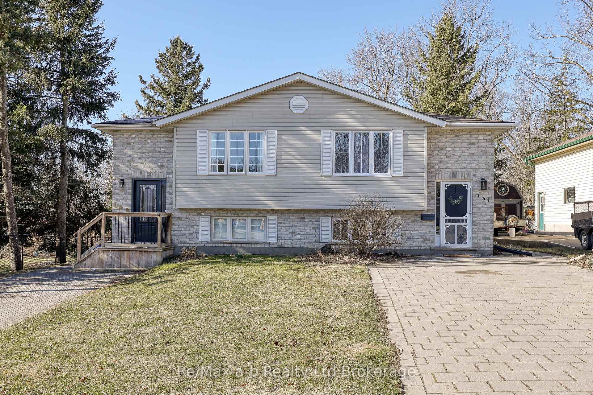 151 Bruce Street, Ingersoll, ON N5C 4C8