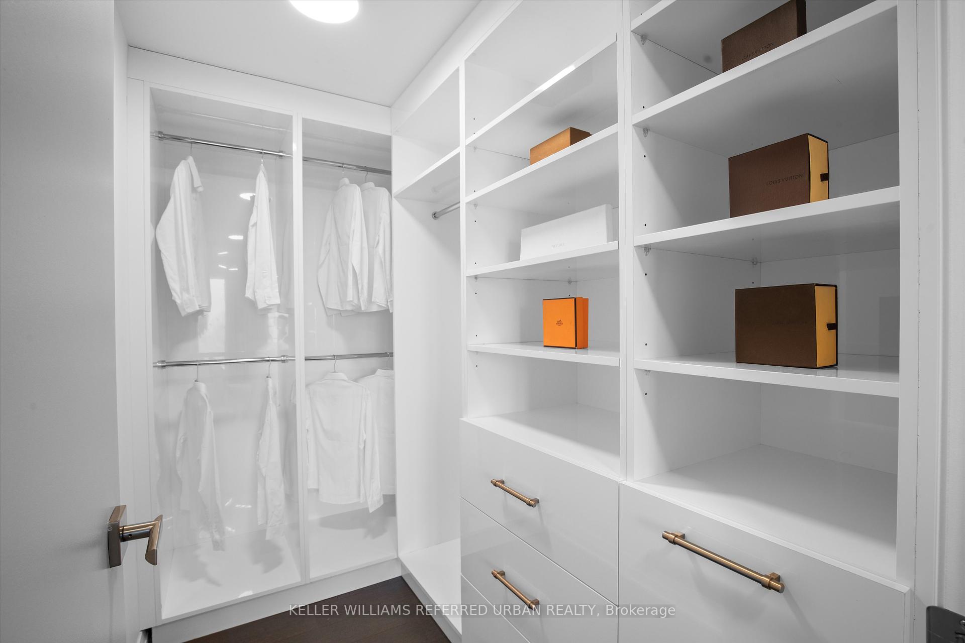 1510 - 99 Foxbar Road, Toronto, ON M4V 2G5