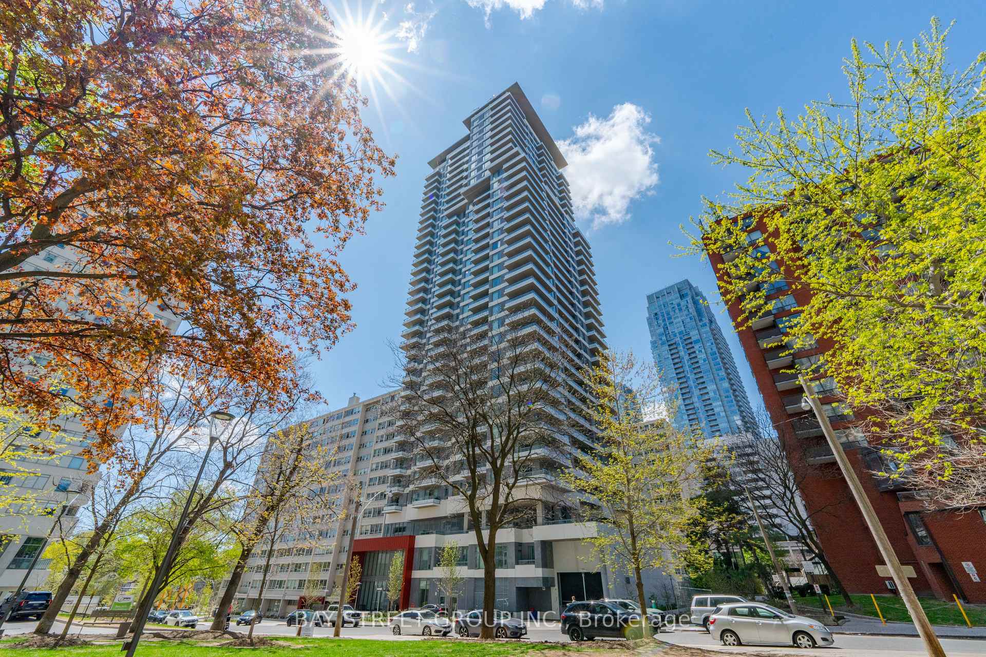 1513 - 50 Dunfield Avenue, Toronto, ON M4S 0E4