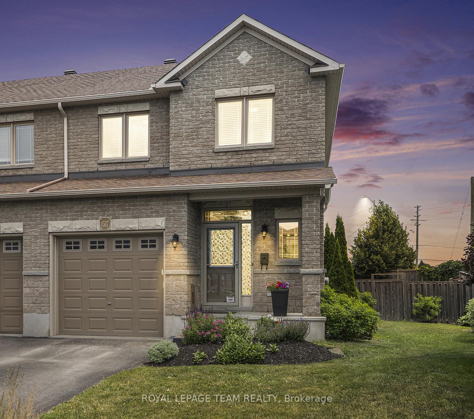 1517 Carronbridge Circle, Kanata, ON K2M 0G7