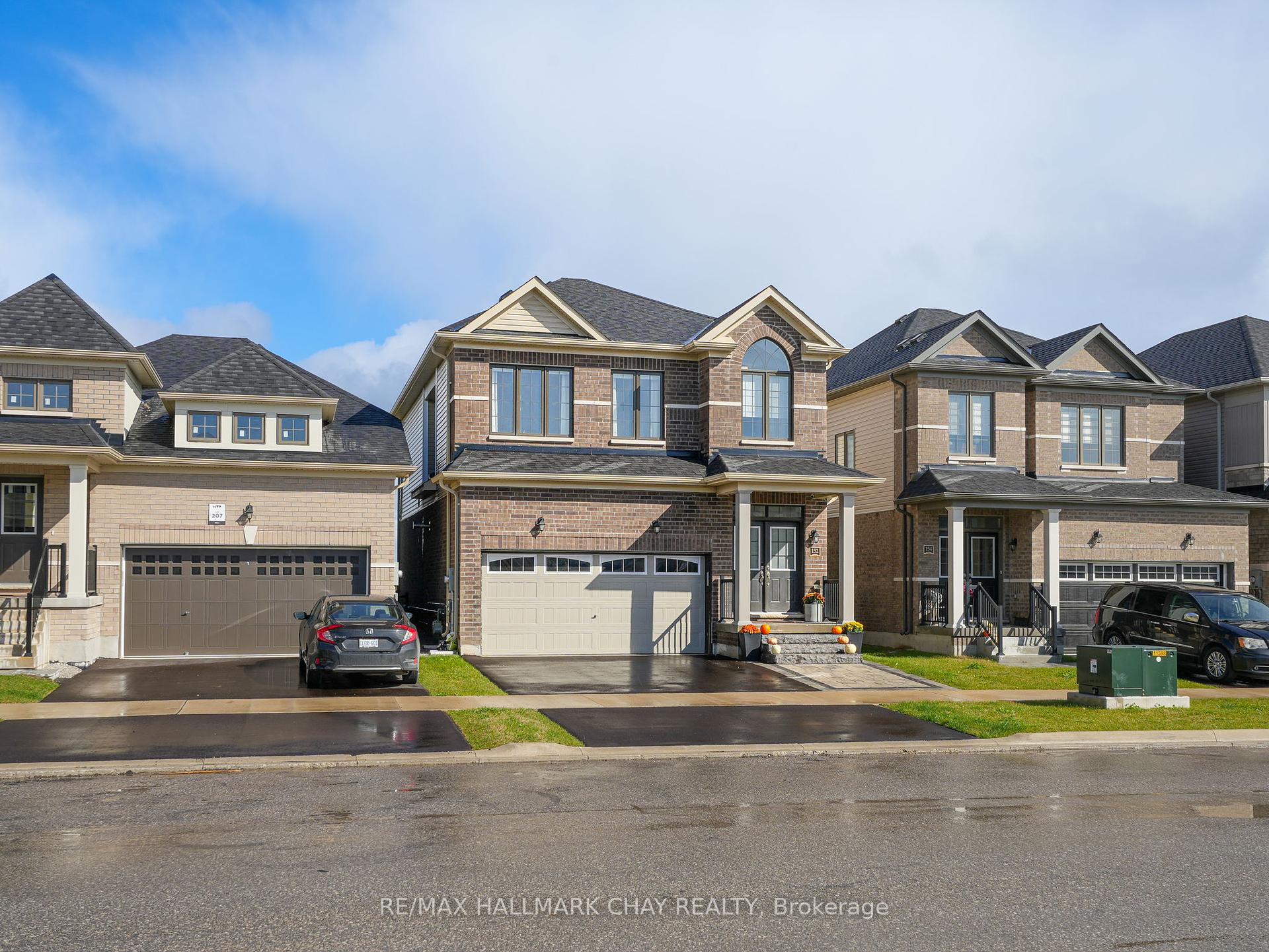 152 Terry Fox Drive, Barrie, ON L9J 0L7