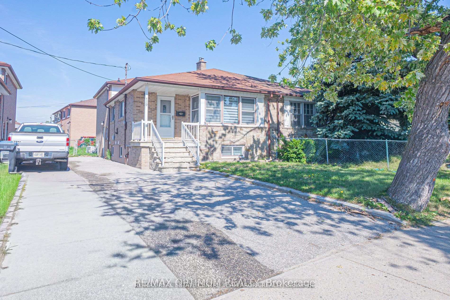 152 Vodden Street E, Brampton, ON L6V 1M7