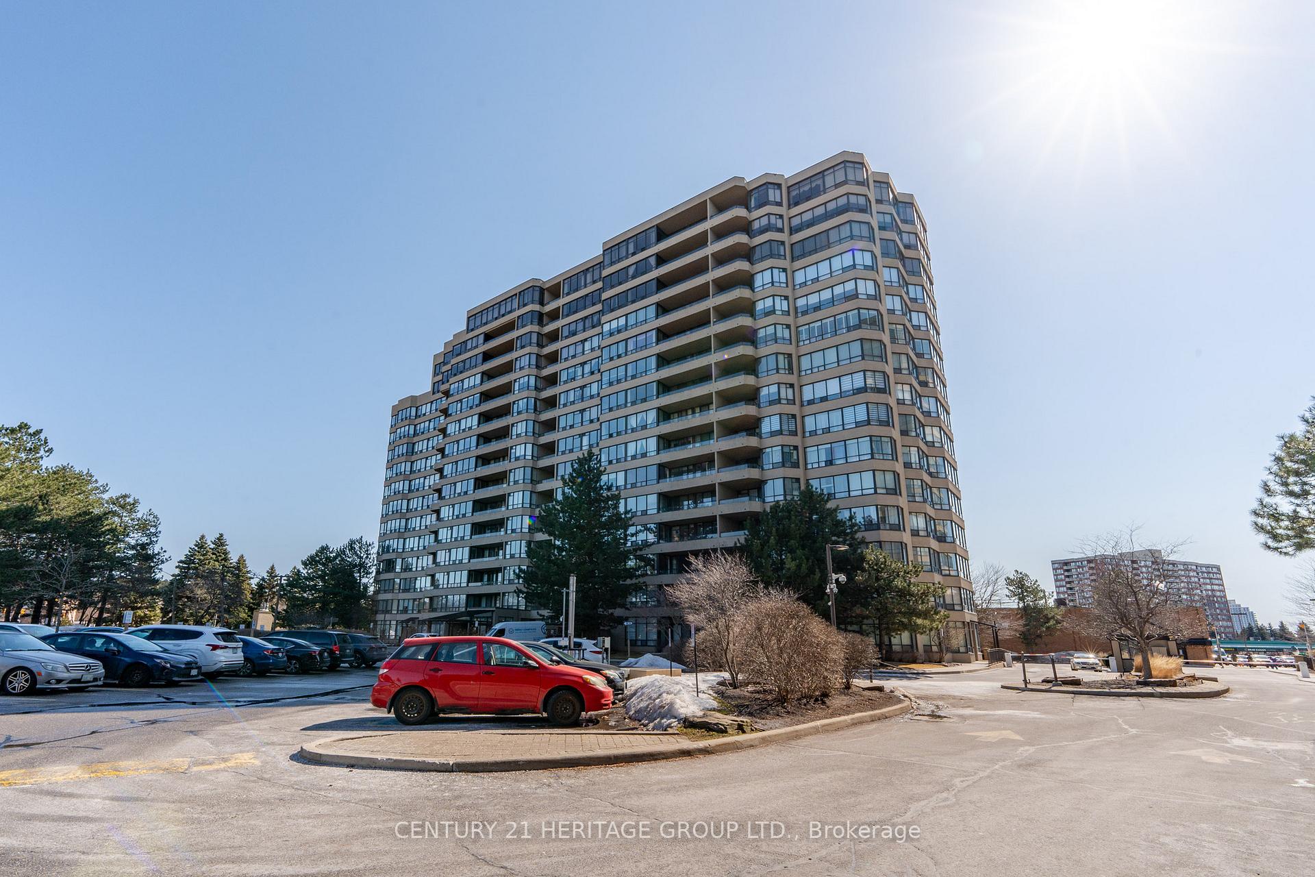 1520 - 32 Clarissa Drive, Richmond Hill, ON L4C 9R7