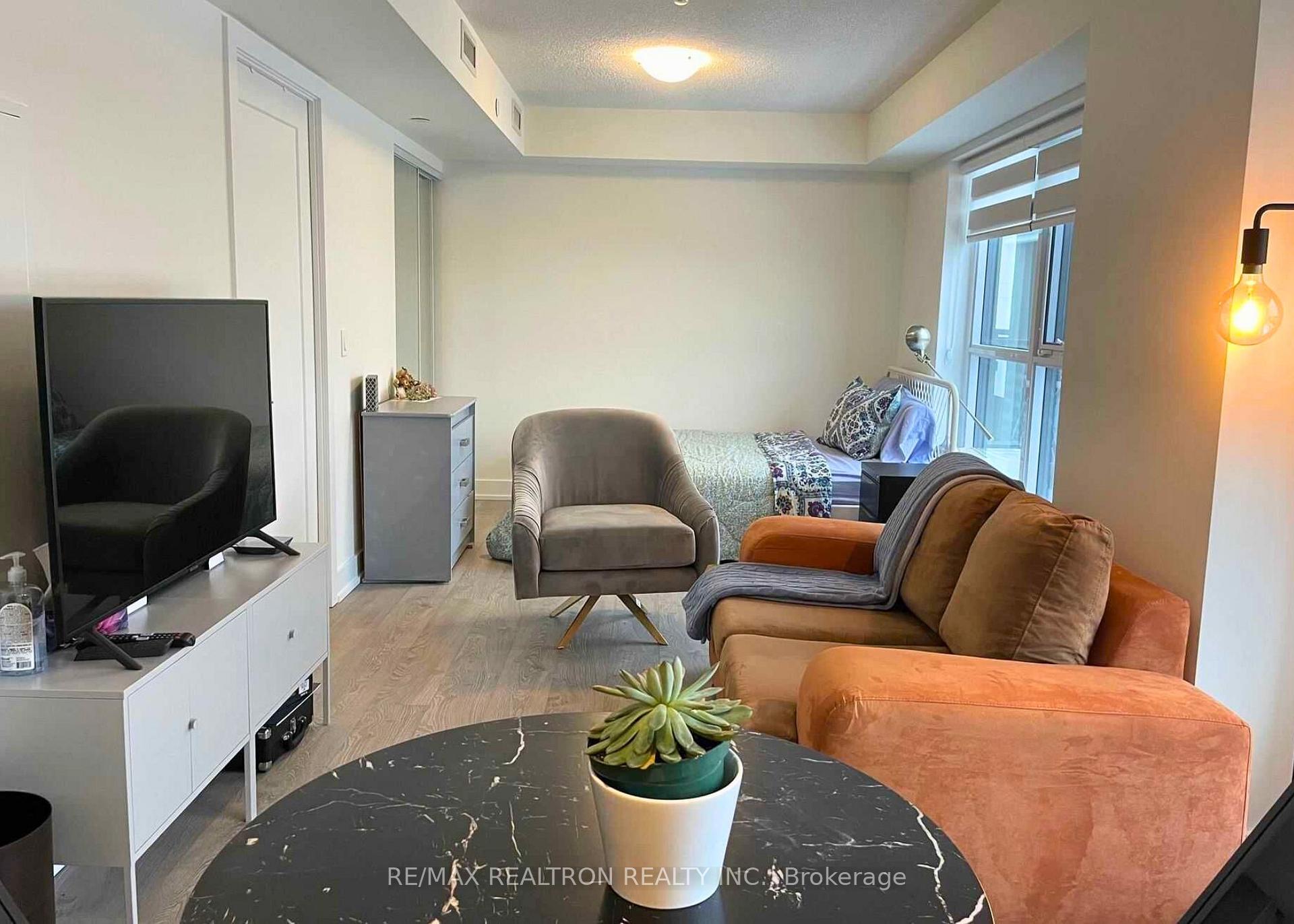 1523 - 9 Mabelle Avenue, Toronto, ON M9A 4X7