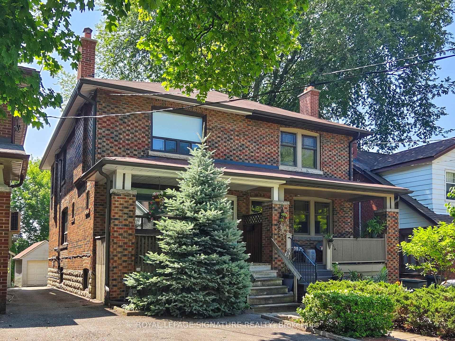 153 Castlefield Avenue, Toronto, ON M4R 1G6