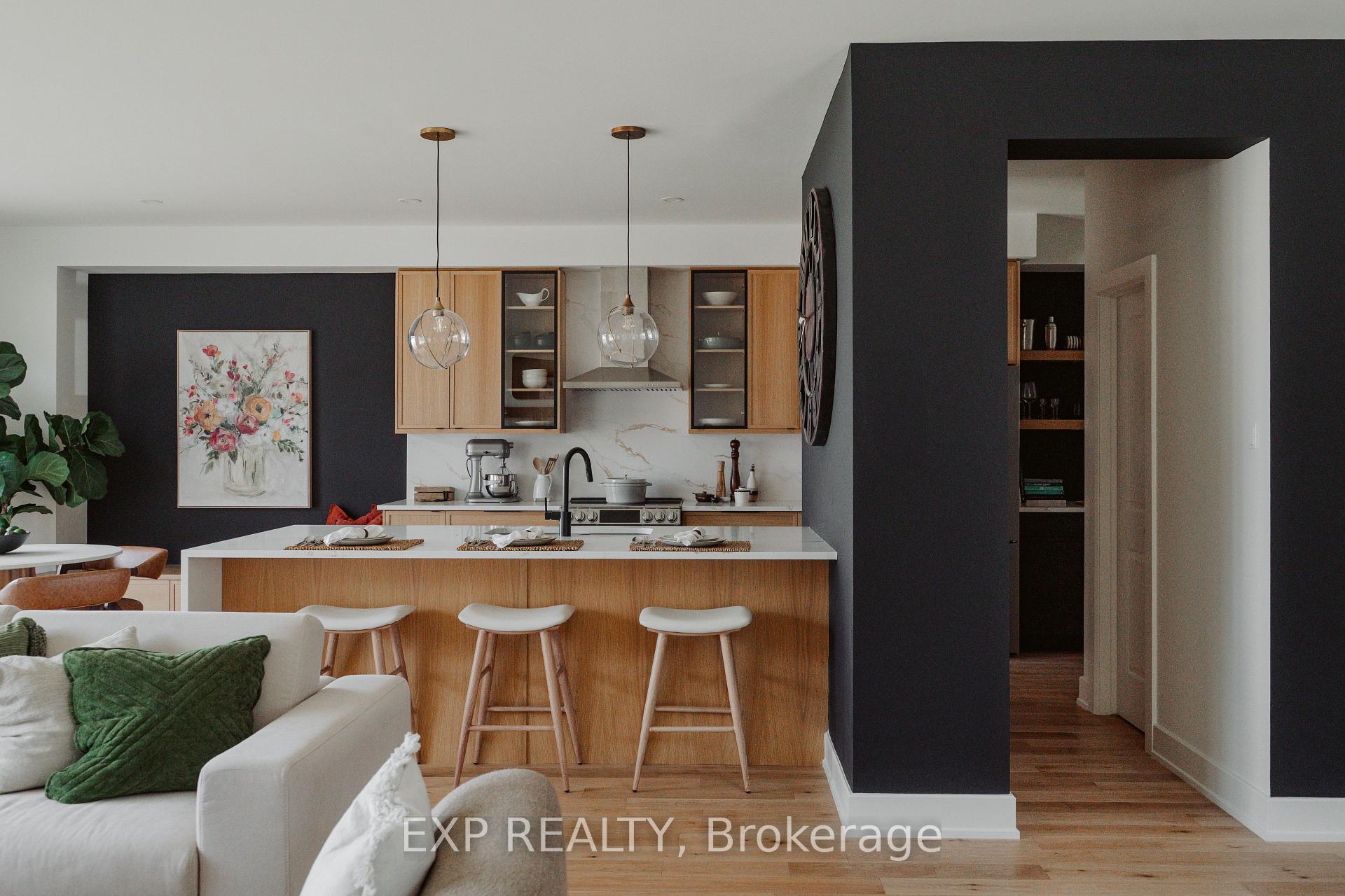 153 Craig Duncan Terrace, Stittsville - Munster - Richmond, ON K2S 3C4